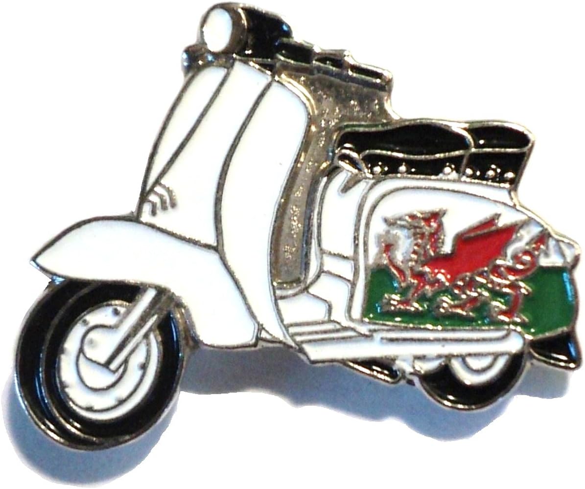 GB Union Jack Flag Covered Scooter MOD Metal Enamel Badge : Amazon.co ...