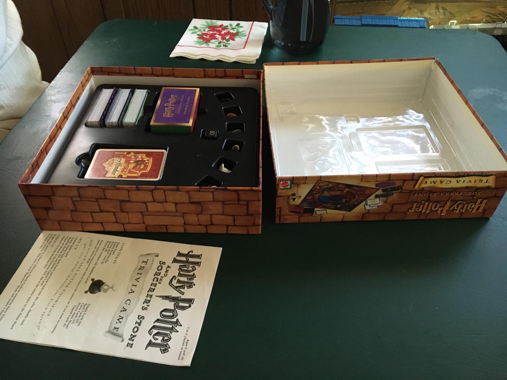 Amazon.com: Harry Potter Sorcerers Stone Trivia Game