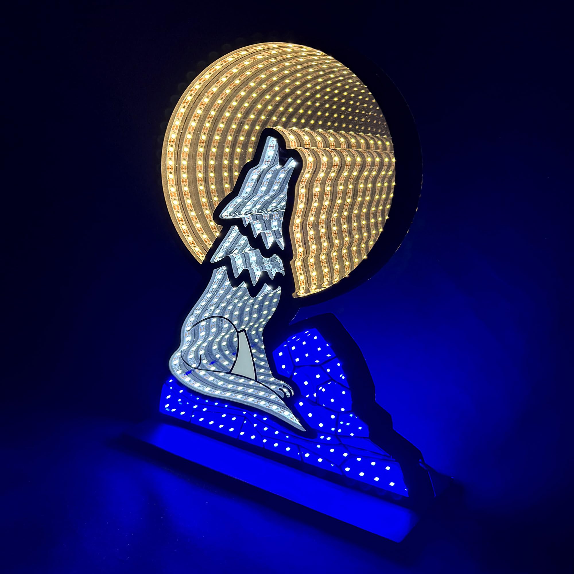 Elumina Decor - Wolf Infinity Mirror Night Light - LED Wolf Nightlight ...