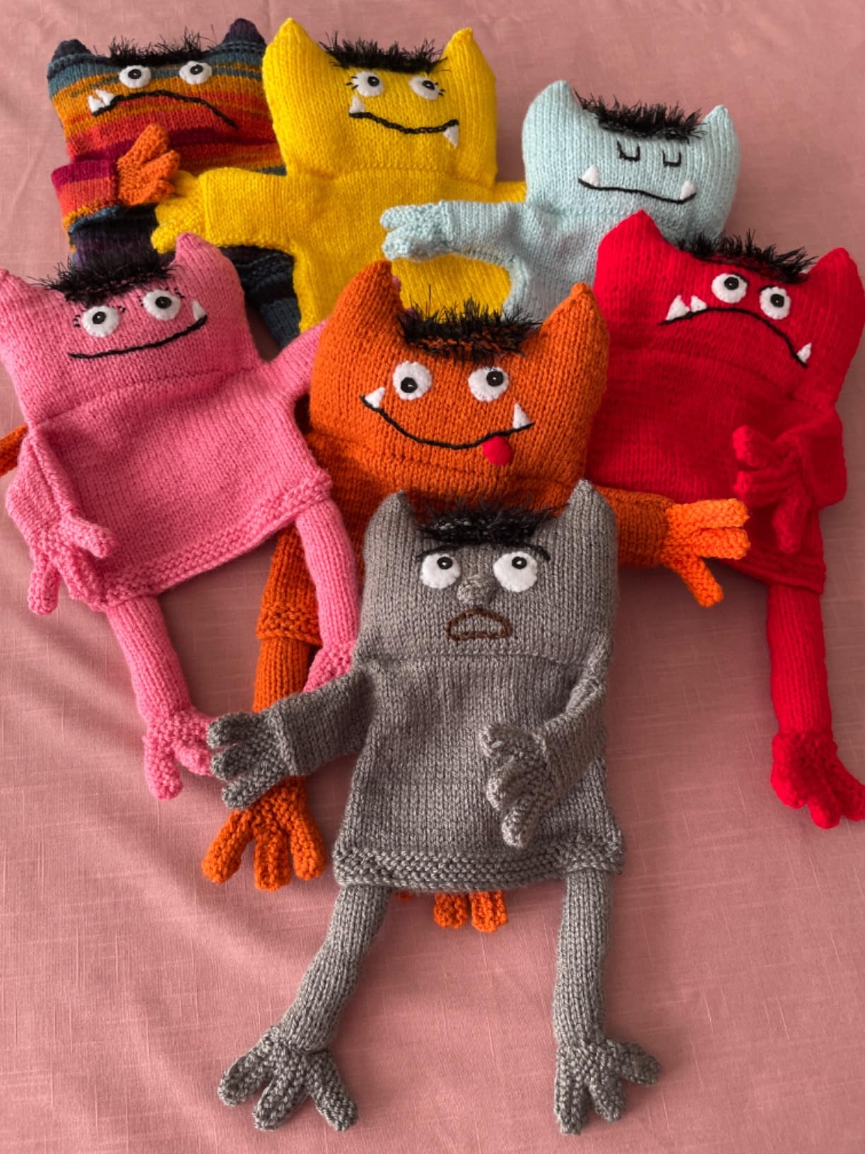 The Color Monster: A Story about Emotions: 1 : Llenas, Anna: Amazon.co ...