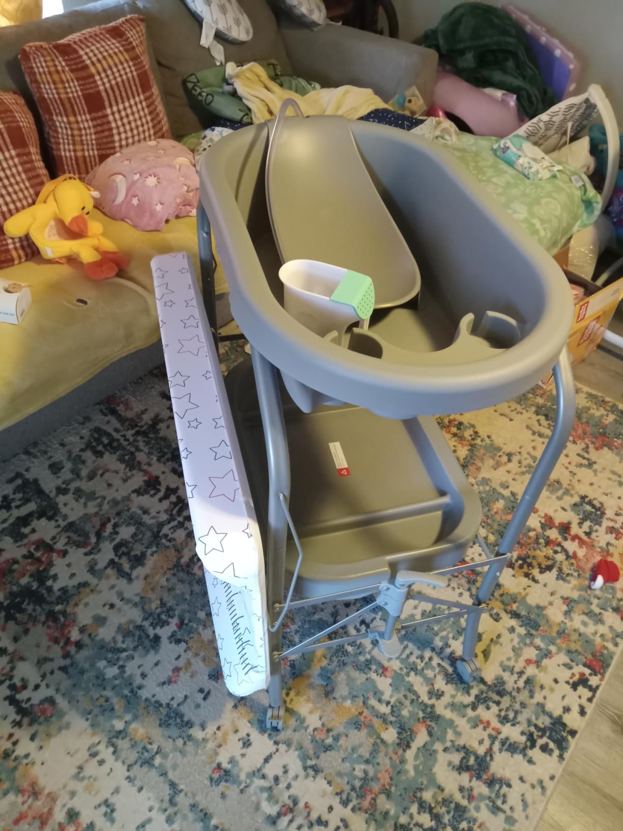 Amazon.com: Kinbor Baby Bathinette Folding Changing Table Baby Diaper ...