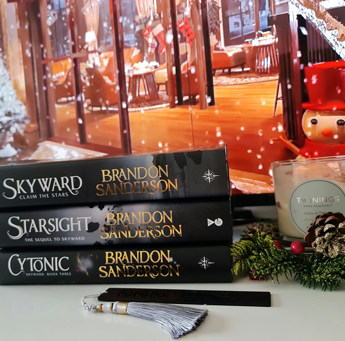 Skyward (Audio Download): Brandon Sanderson, Sophie Aldred, Orion Publishing Group Ltd: Amazon ...