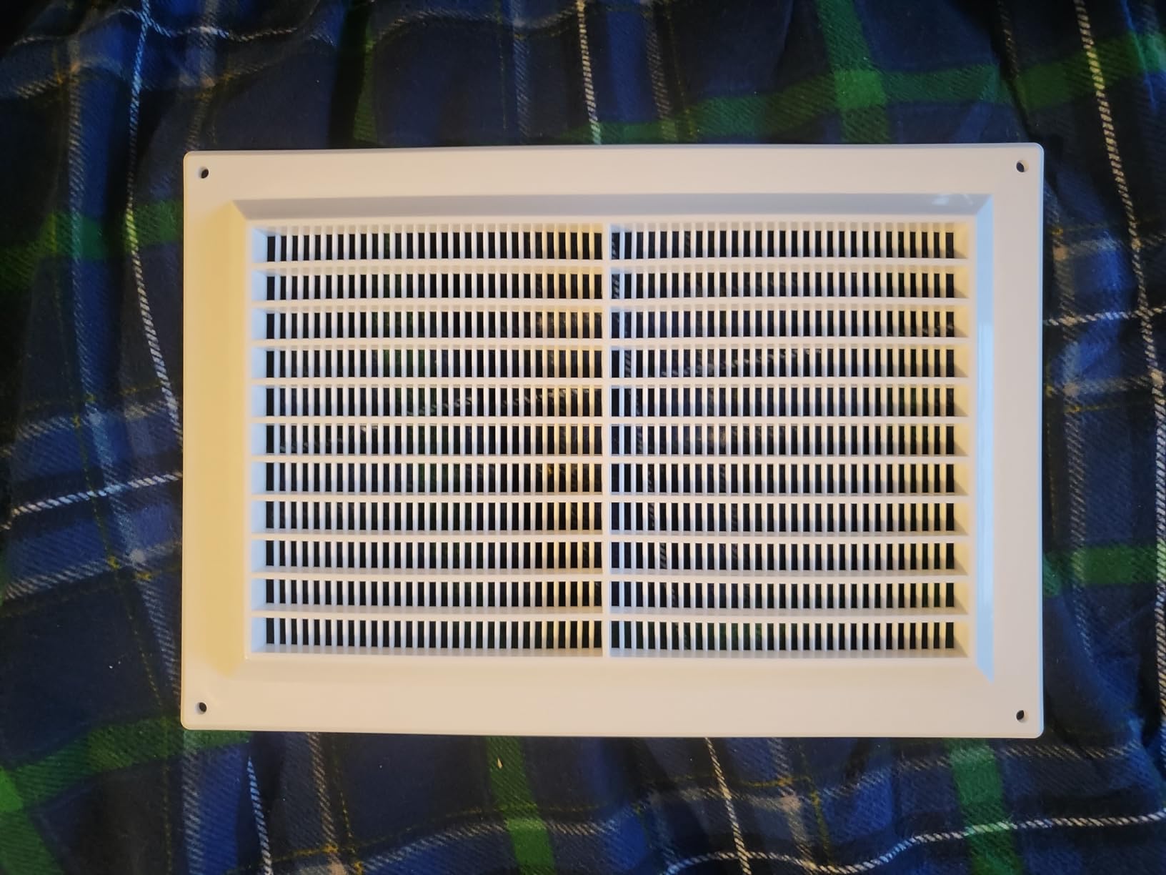 250x250mm / 10x10 inch Plastic Ventilation Grille with Anti-Insect Mesh ...