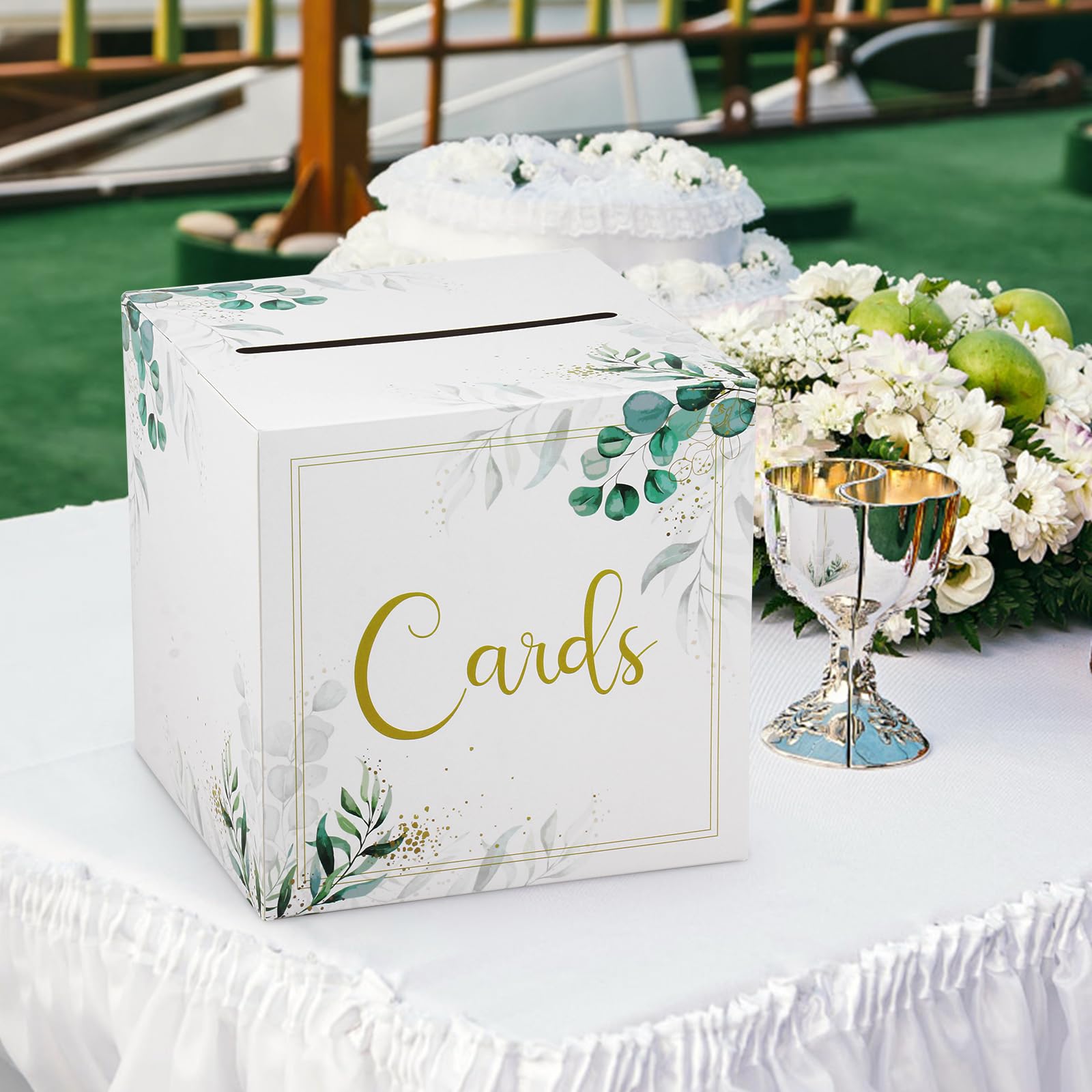 Cardboard wedding card box | Beachweddingtips.com