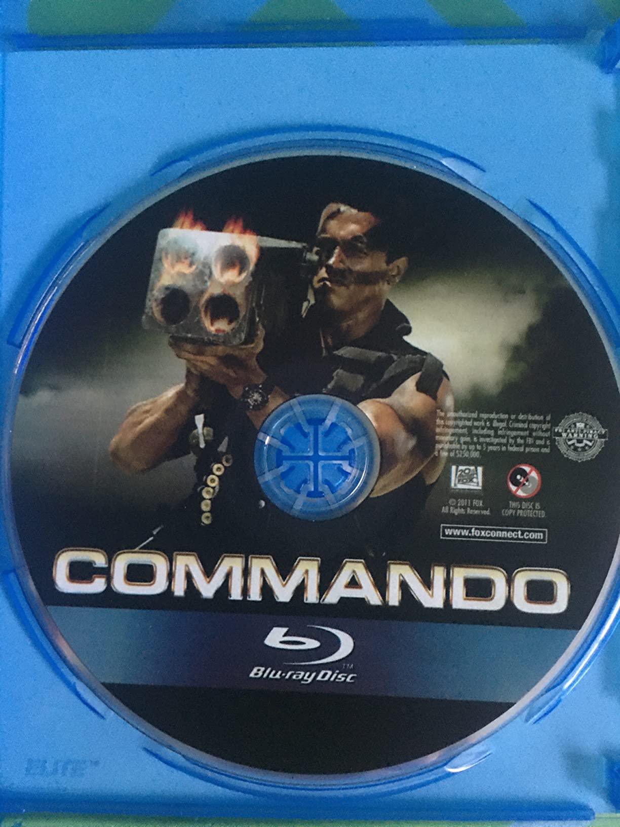 Amazon.com: Commando [VHS] : Arnold Schwarzenegger, Rae Dawn Chong, Dan ...