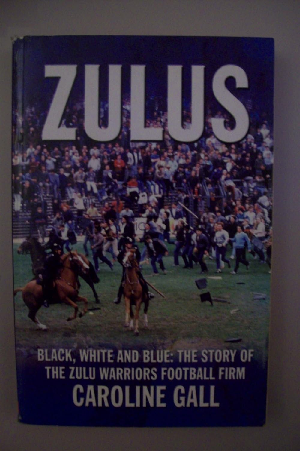 Zulus: Gall, Caroline: 9781903854532: Books - Amazon.ca