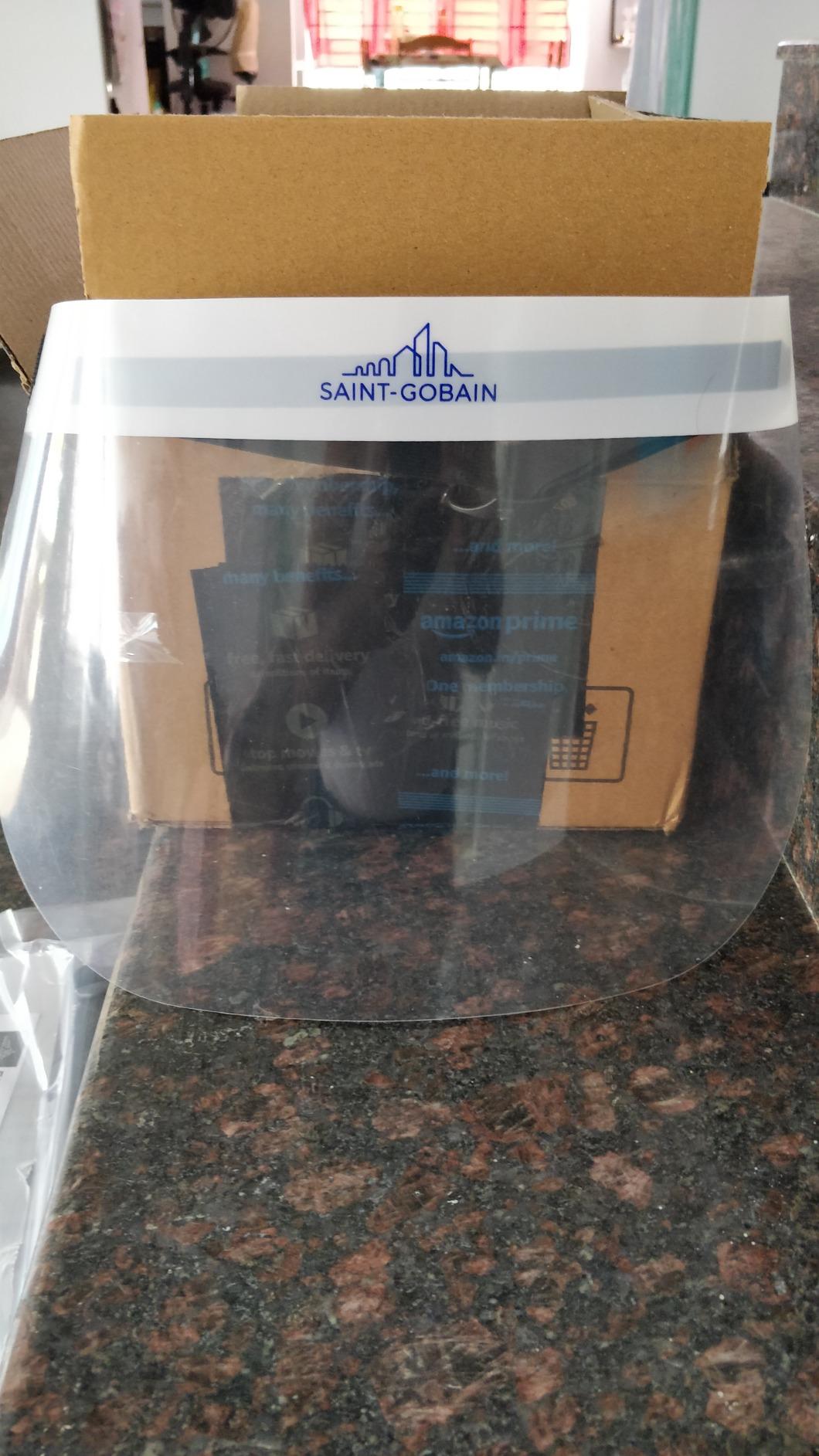 SAINT-GOBAIN Saint- Gobain FACEGARD – Extended Protection Face Guard ...