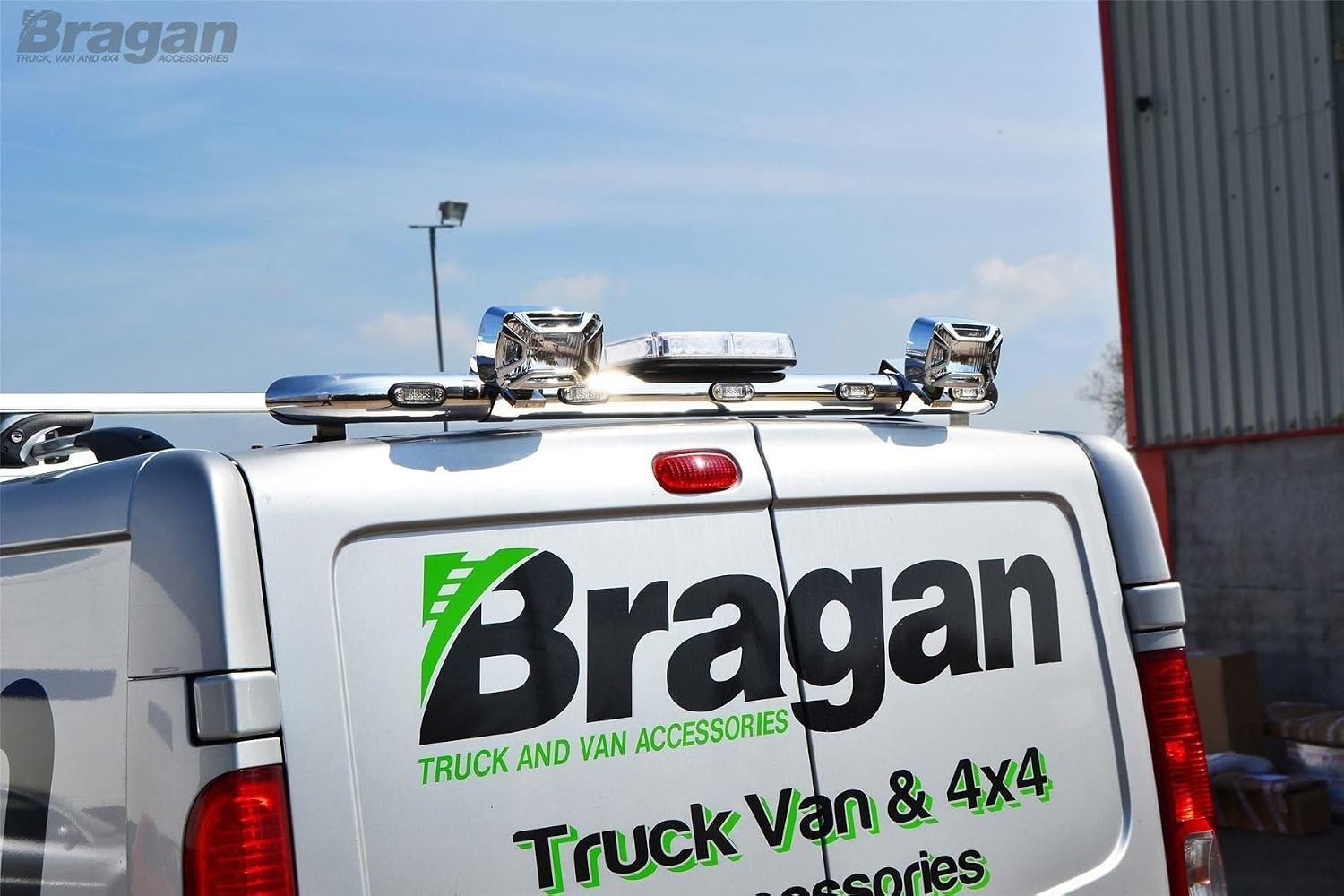 Bragan Rear Roof Bar + Spots + Beacon + LEDs Compatible With Vauxhall ...