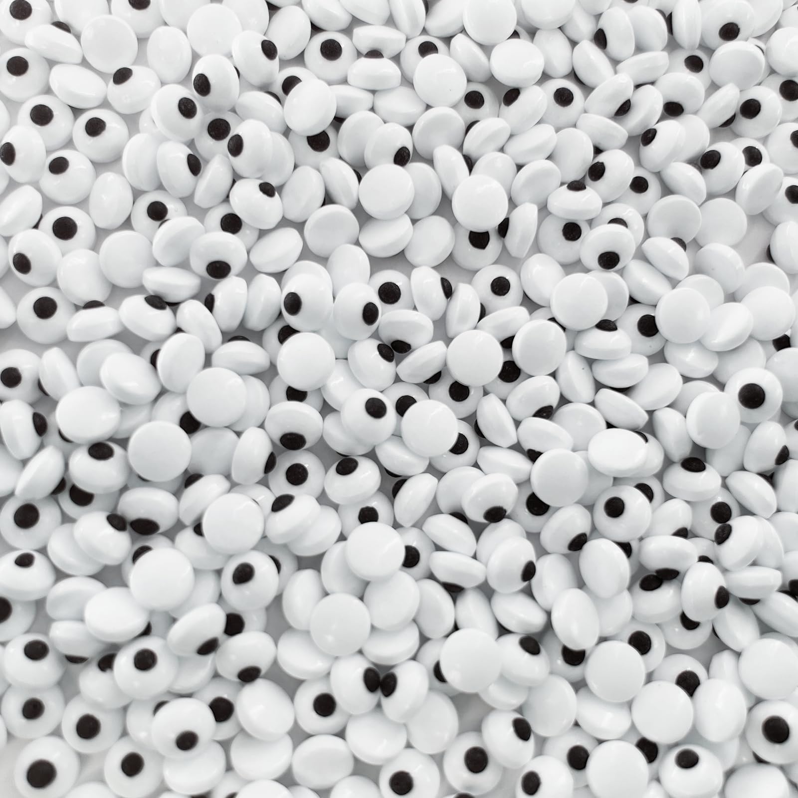Amazon.com: Edible Eyes Candy Eyeballs Cake Cupcake Toppers Cookie ...