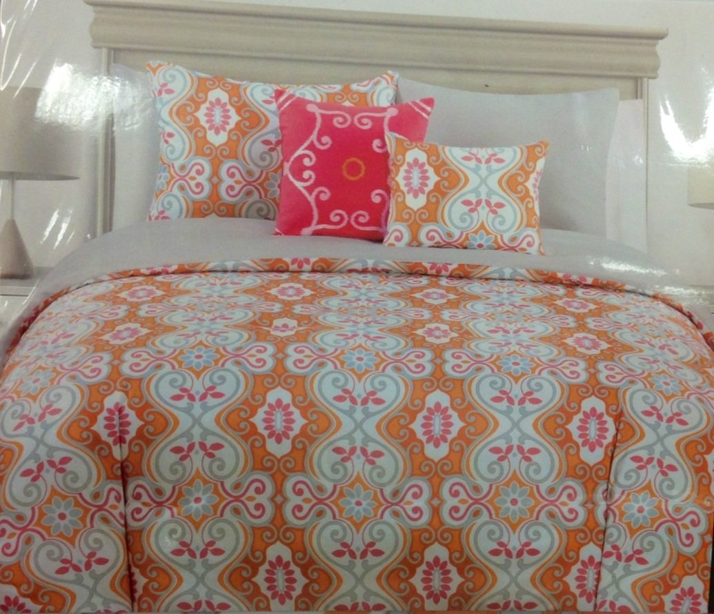 Max Studio Bedding Sets