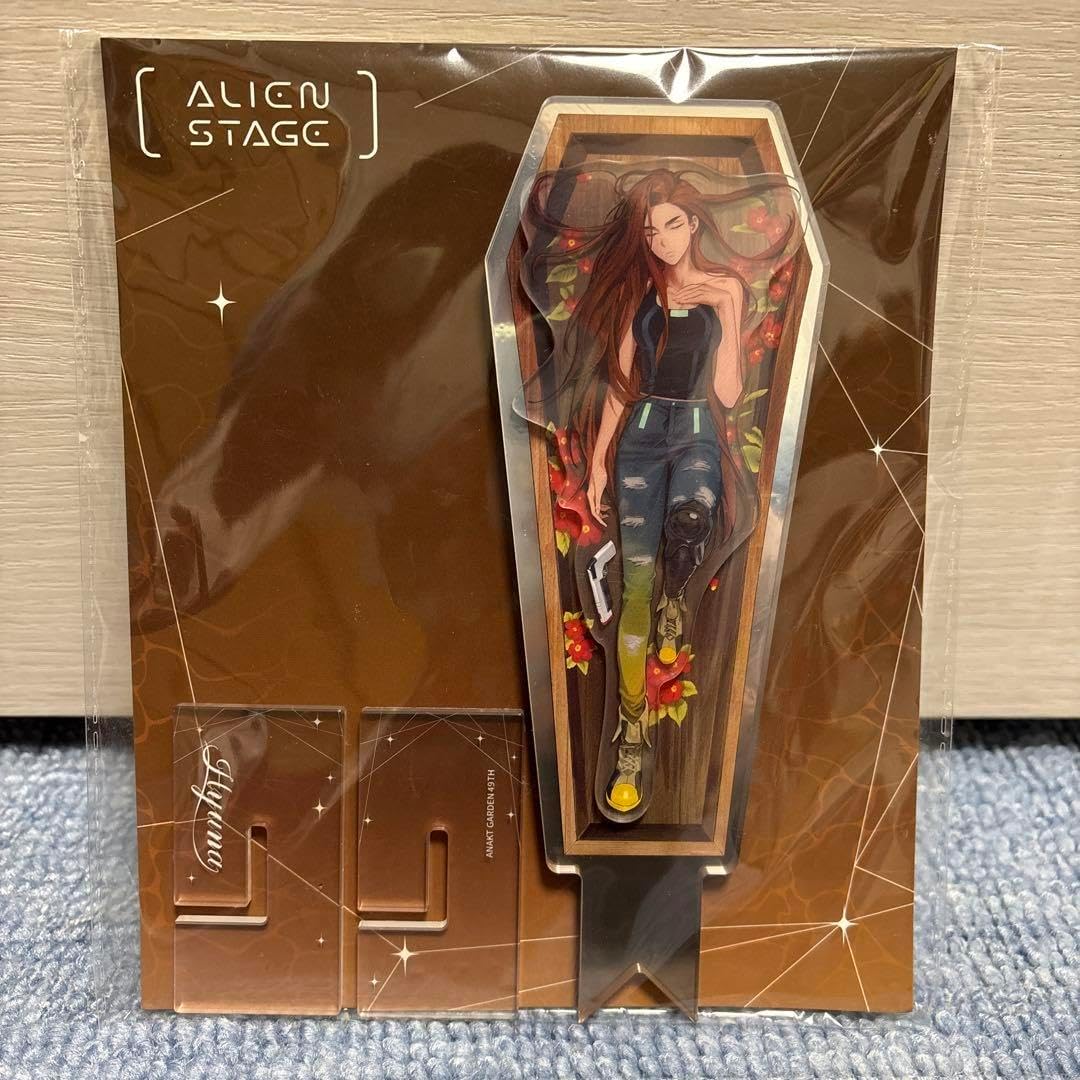 Amazon.com: Alien Stage Acrylic Stand Hyuna Ver. : Toys & Games