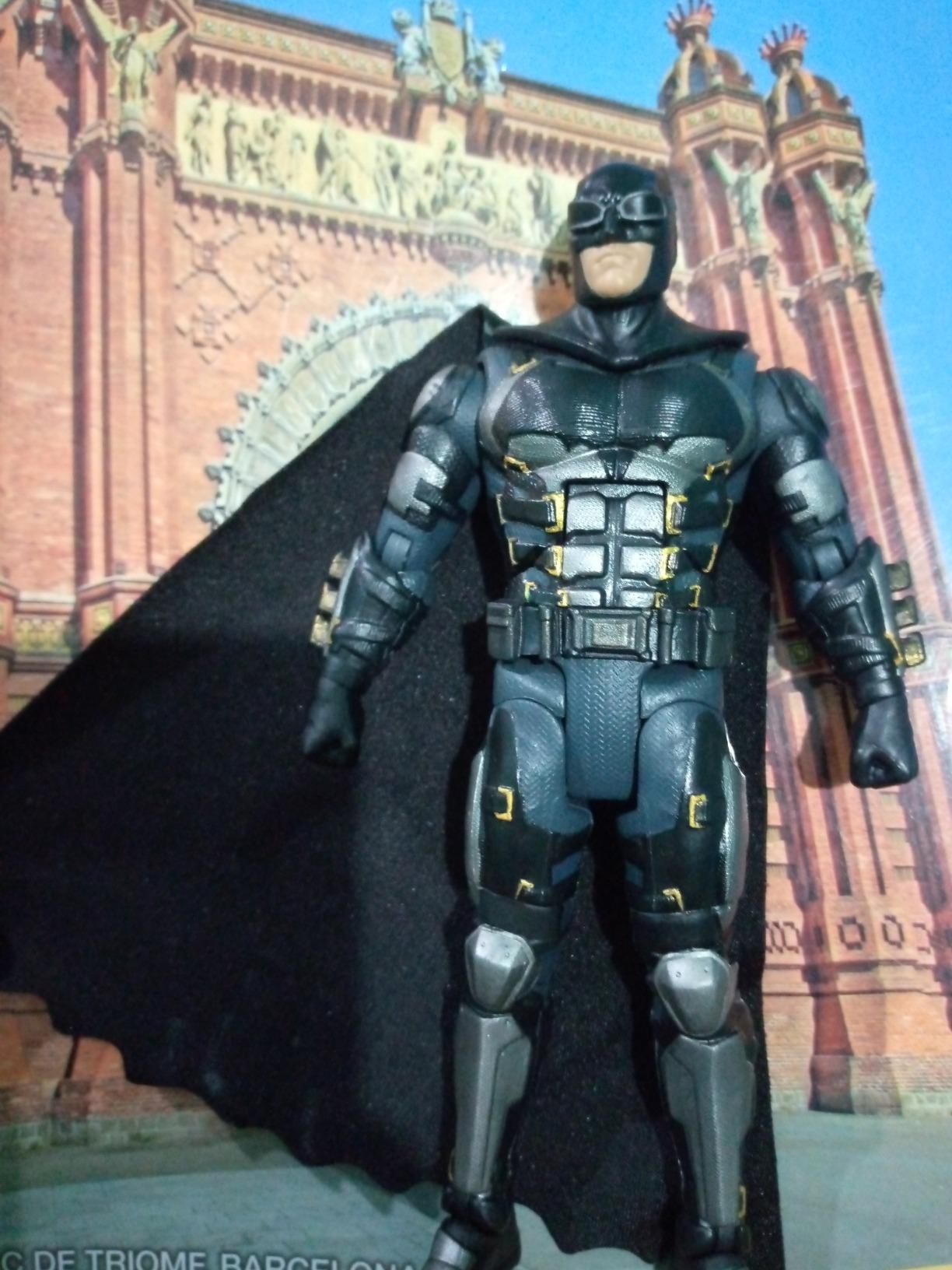 Mattel Batman Figure (6 Inches, Multicolour) : Amazon.in: Toys & Games