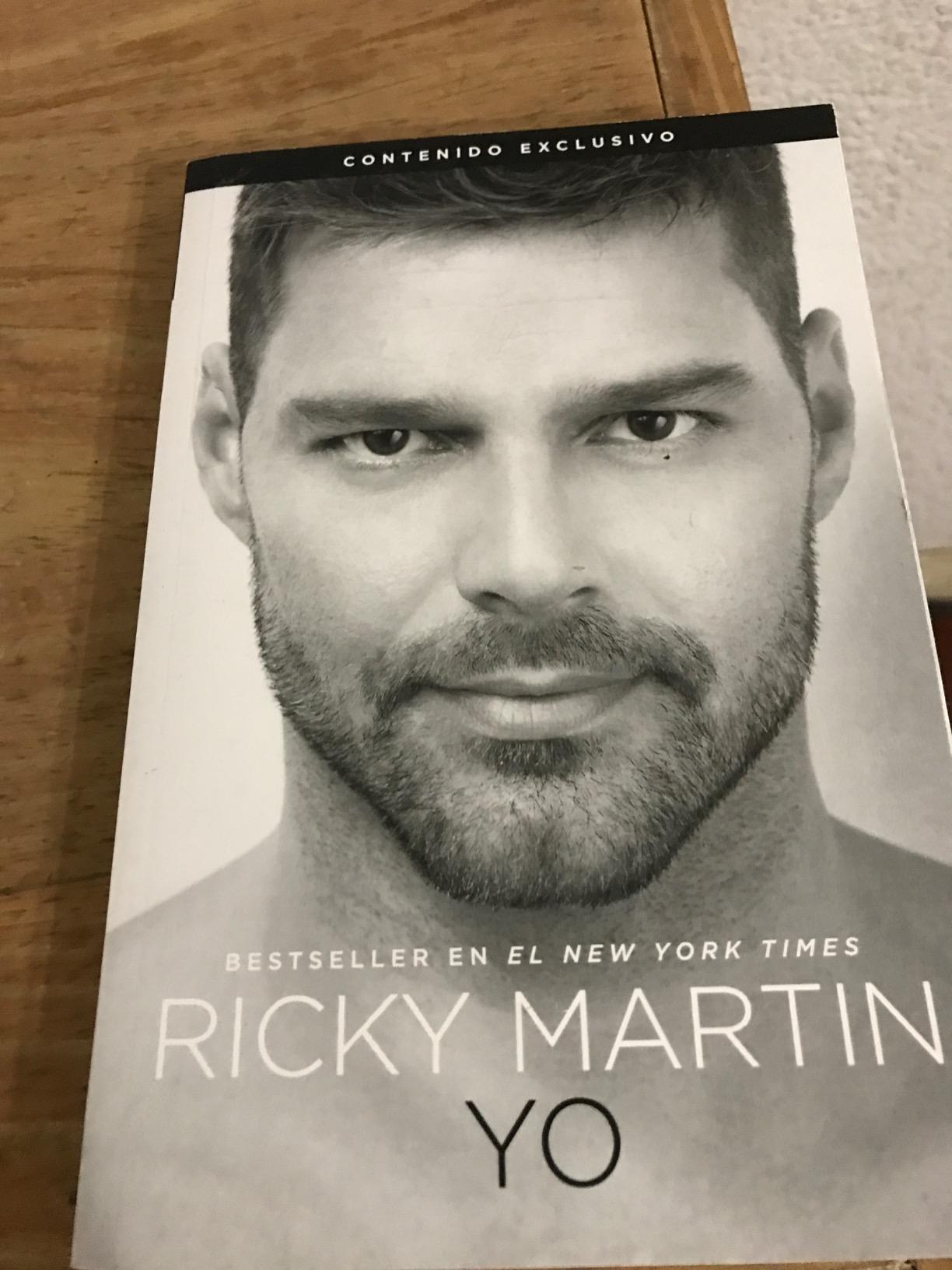 Yo (Spanish Edition): Martin, Ricky: 9780451234162: Amazon.com: Books