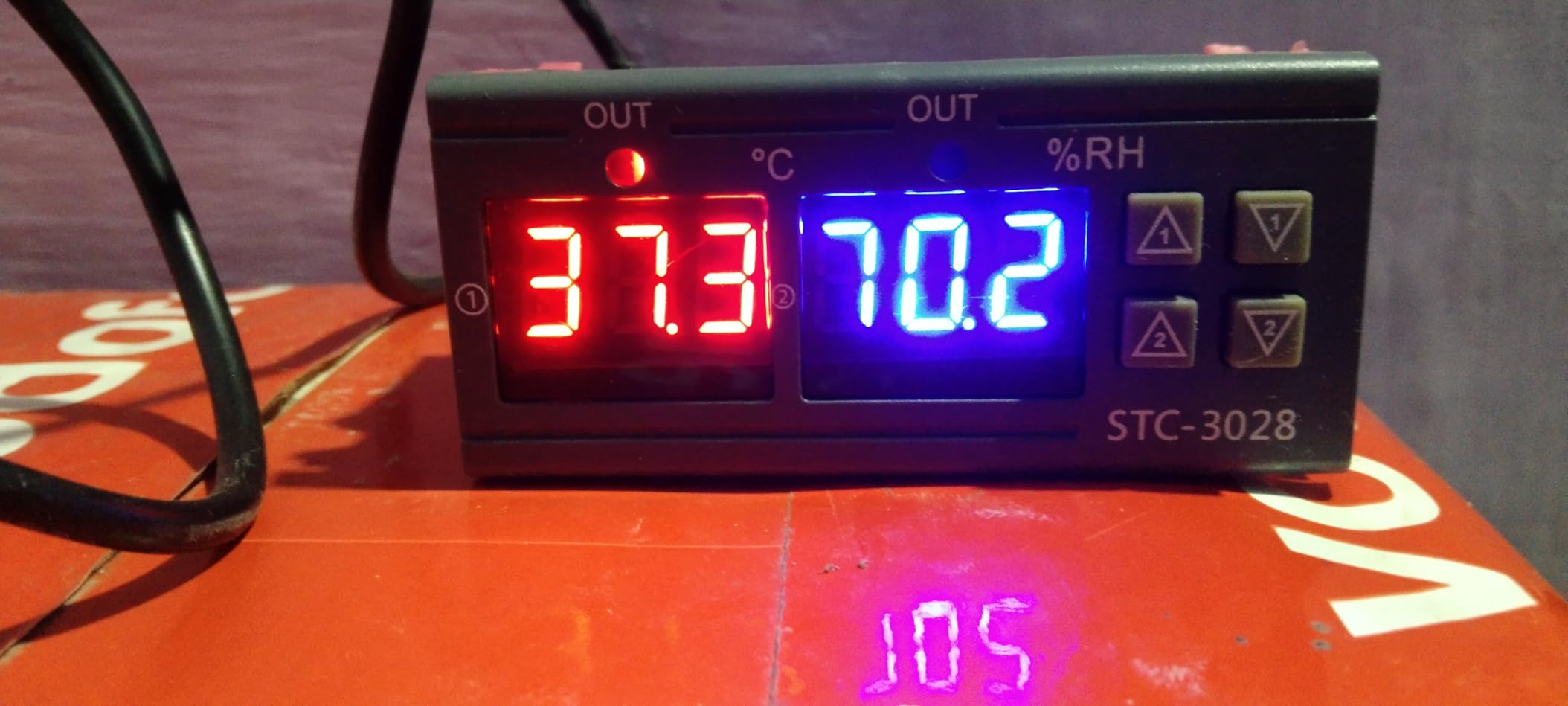 QBM Digital Temperature and Humidity Controller, STC-3028 Model, White ...