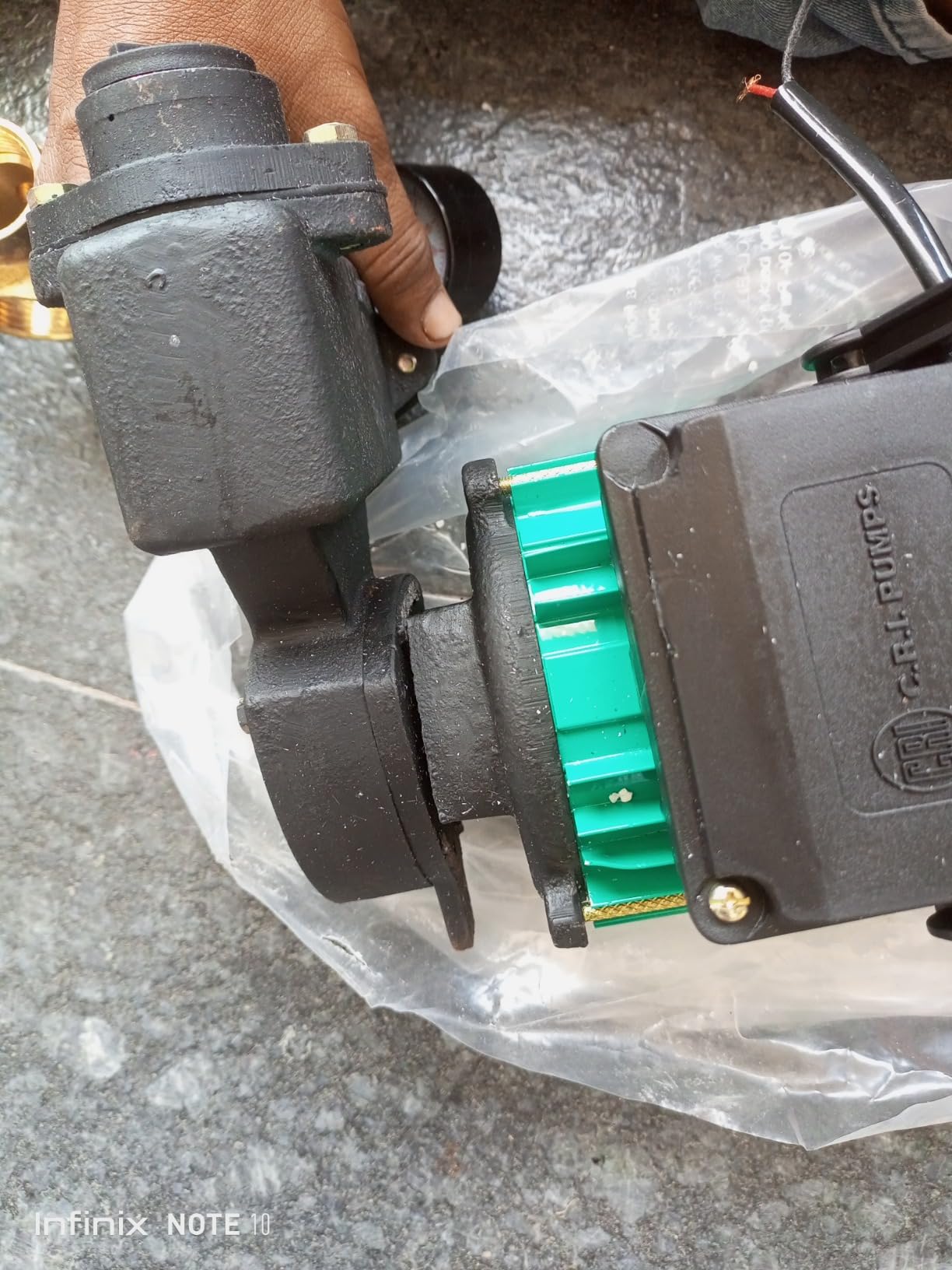 Pressure Booster Pump with CRI Pump,20/24 ltr Pressure tank and ...