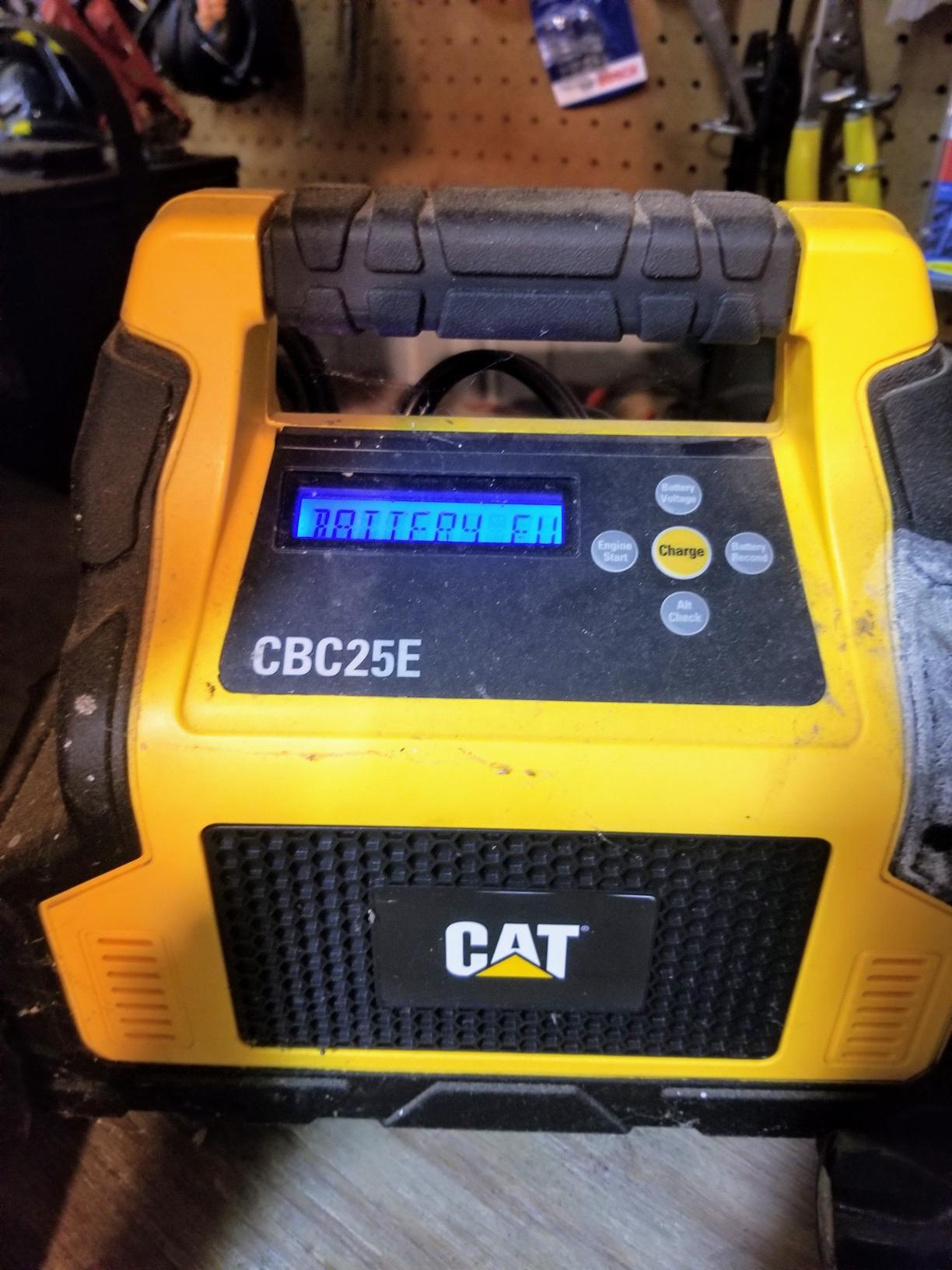 Amazon.com: Cat CBC40EW Fully Automatic 40 Amp 12V Rolling Battery ...