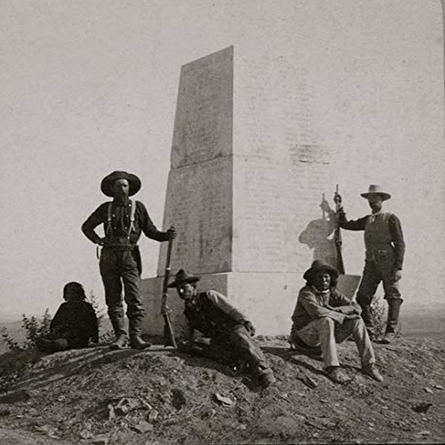 Amazon.com: Custer Monument With Curley Custers Scout Ca 1885 Scarce ...