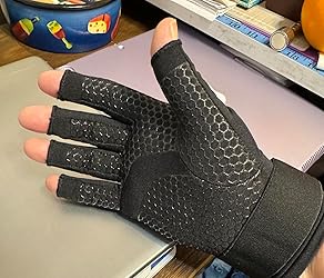 Amazon.com: Copper Fit Unisex Hand Relief Compression Gloves ...