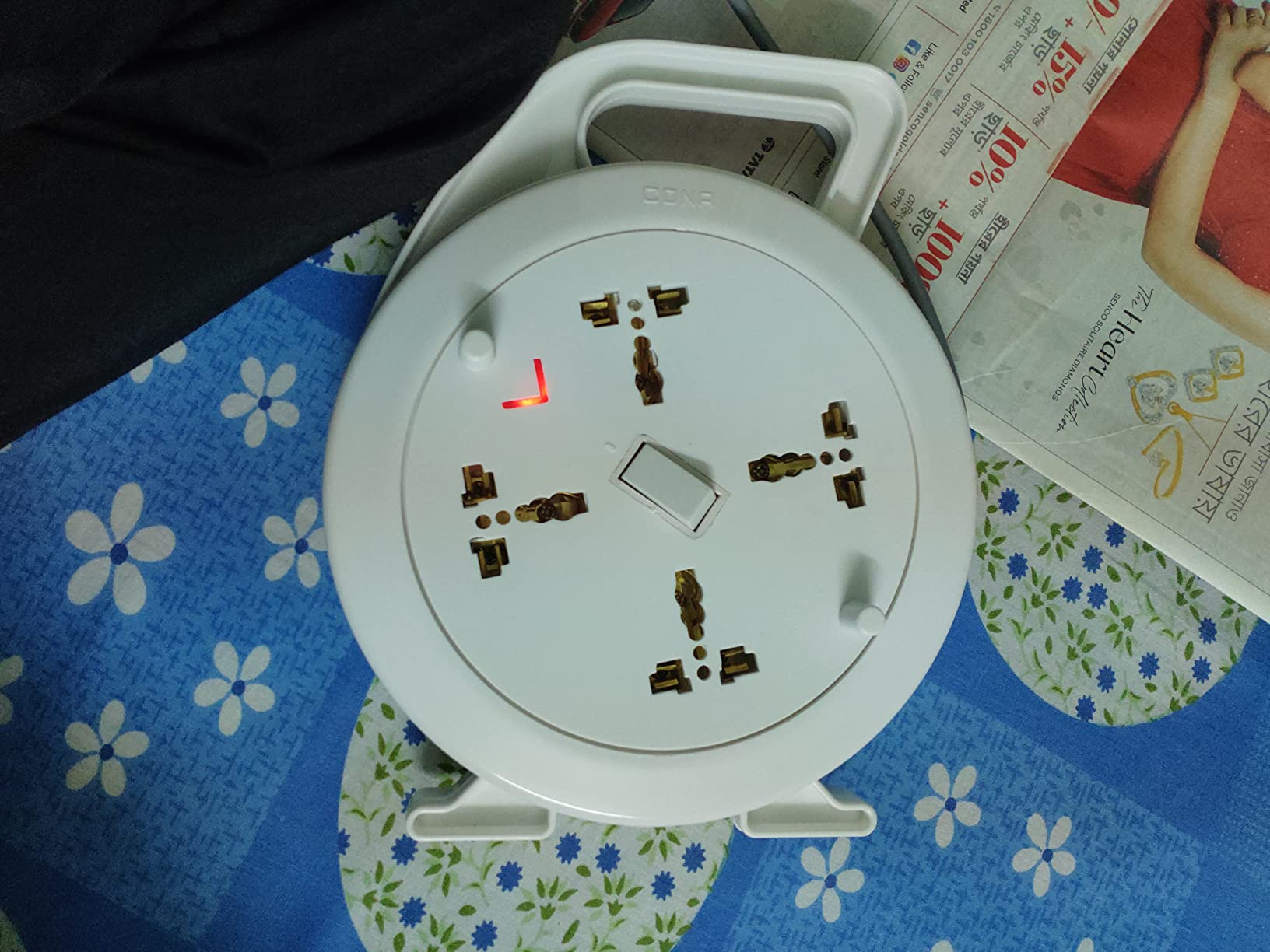 Cona Smyle Abby International Extension Box with Handle 4.5-meter Wire ...