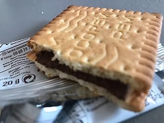 LU Goûter Choco-Rem - Biscuit Fourré Goût Chocolat - Source de Fibres ...