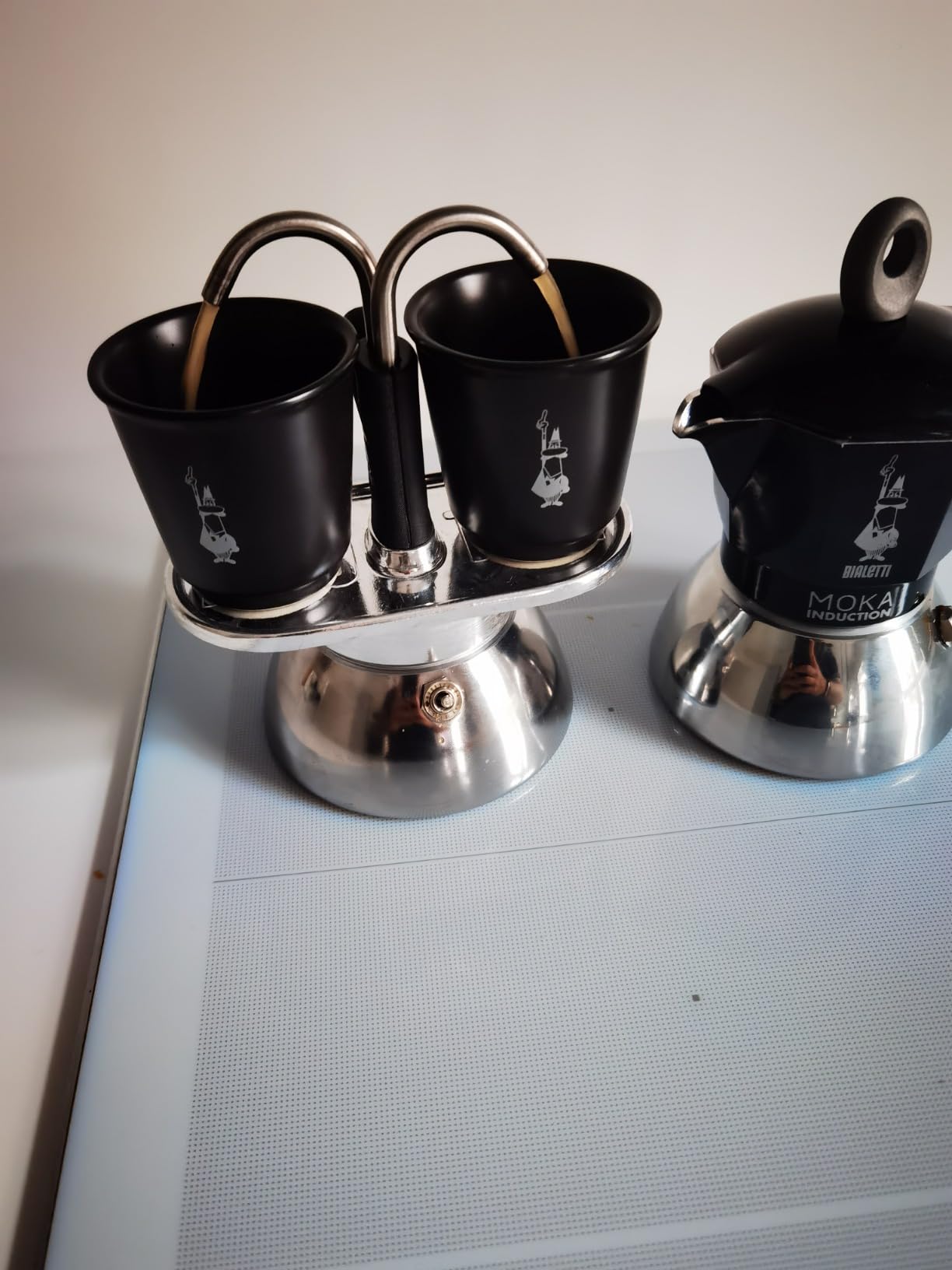 Bialetti Mini Express Induction, cafetera de inducción, 2 tazas (100 ml ...