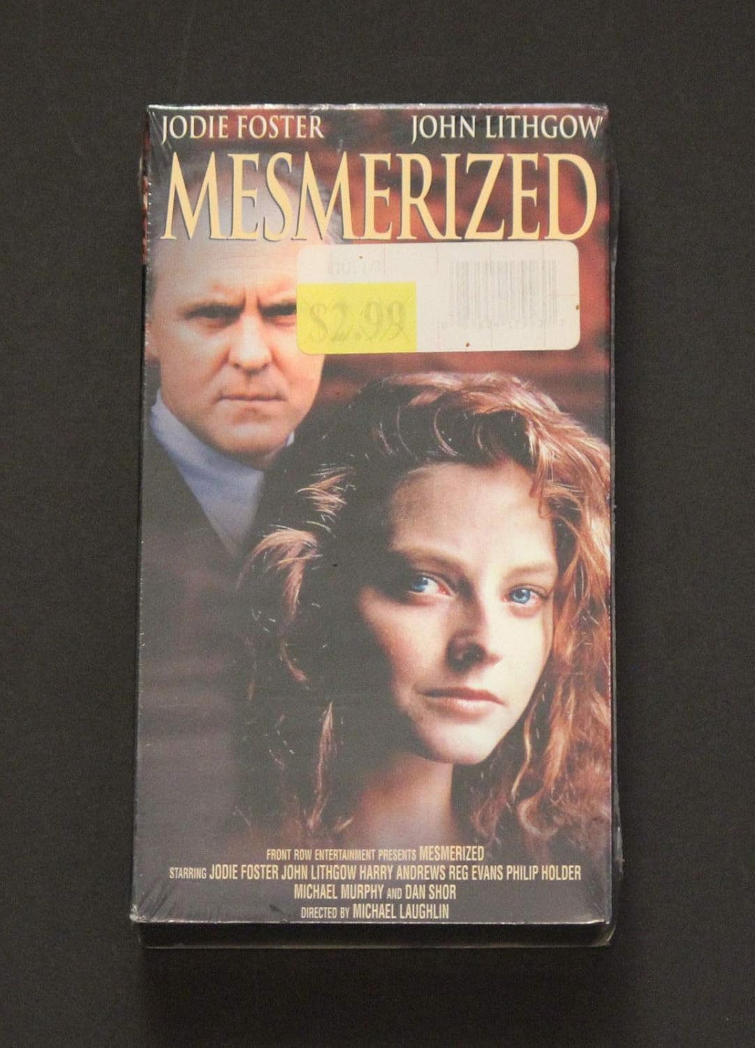 Amazon.com: Mesmerized [VHS] : Jodie Foster, John Lithgow, Michael ...