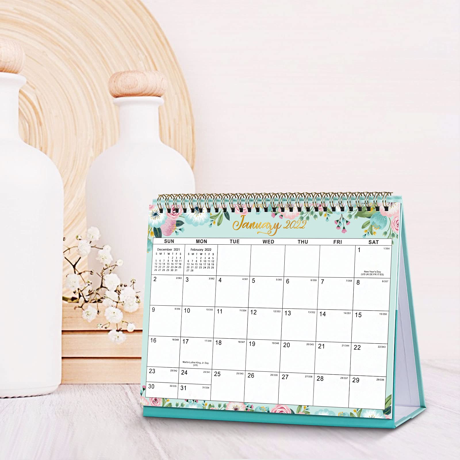 2022 Desk Calendar - Standing Flip 2022 Desktop Calendar with Thick ...