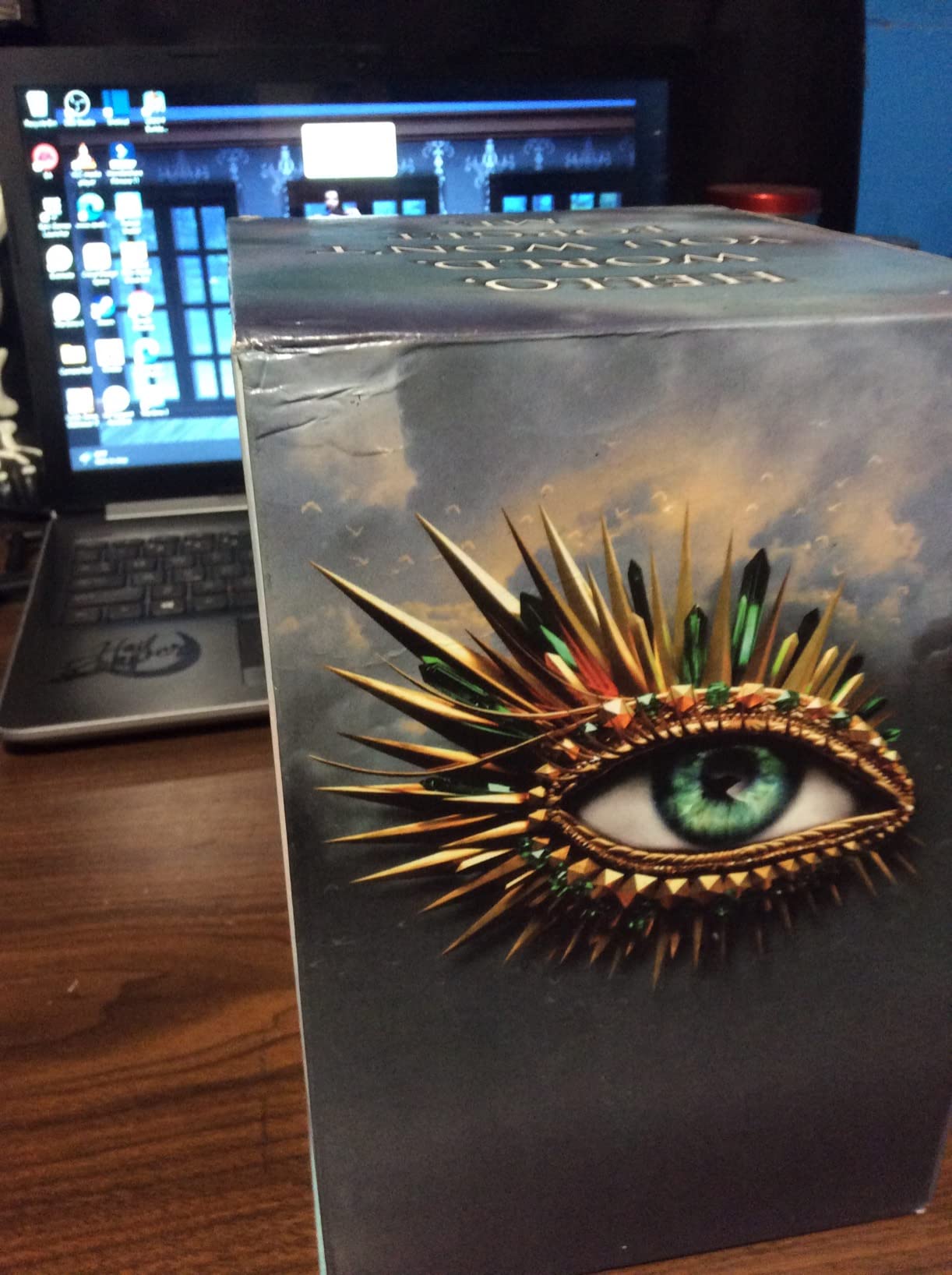 $8/mo - Finance Shatter Me Series 6-Book Box Set: Shatter Me, Unravel ...