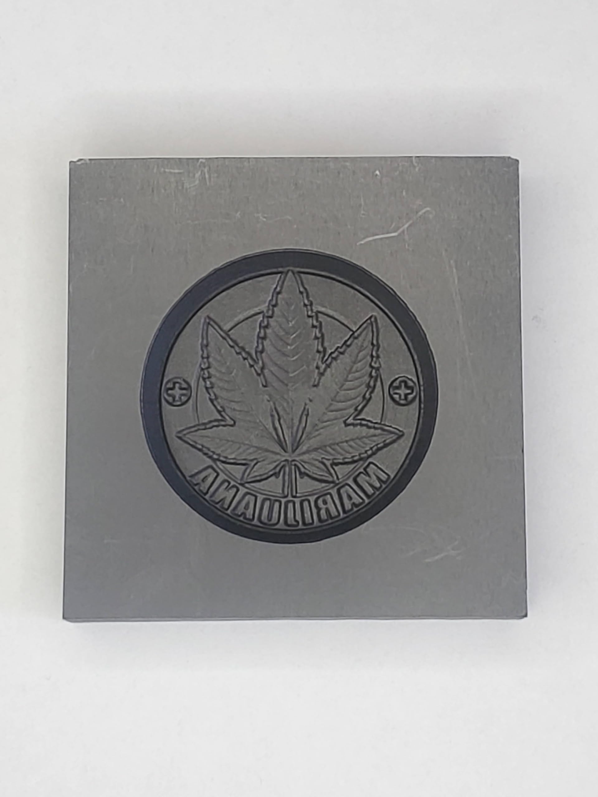 Amazon.com: Marijuana Leaf 3D Graphite Ingot Mold : Arts, Crafts & Sewing