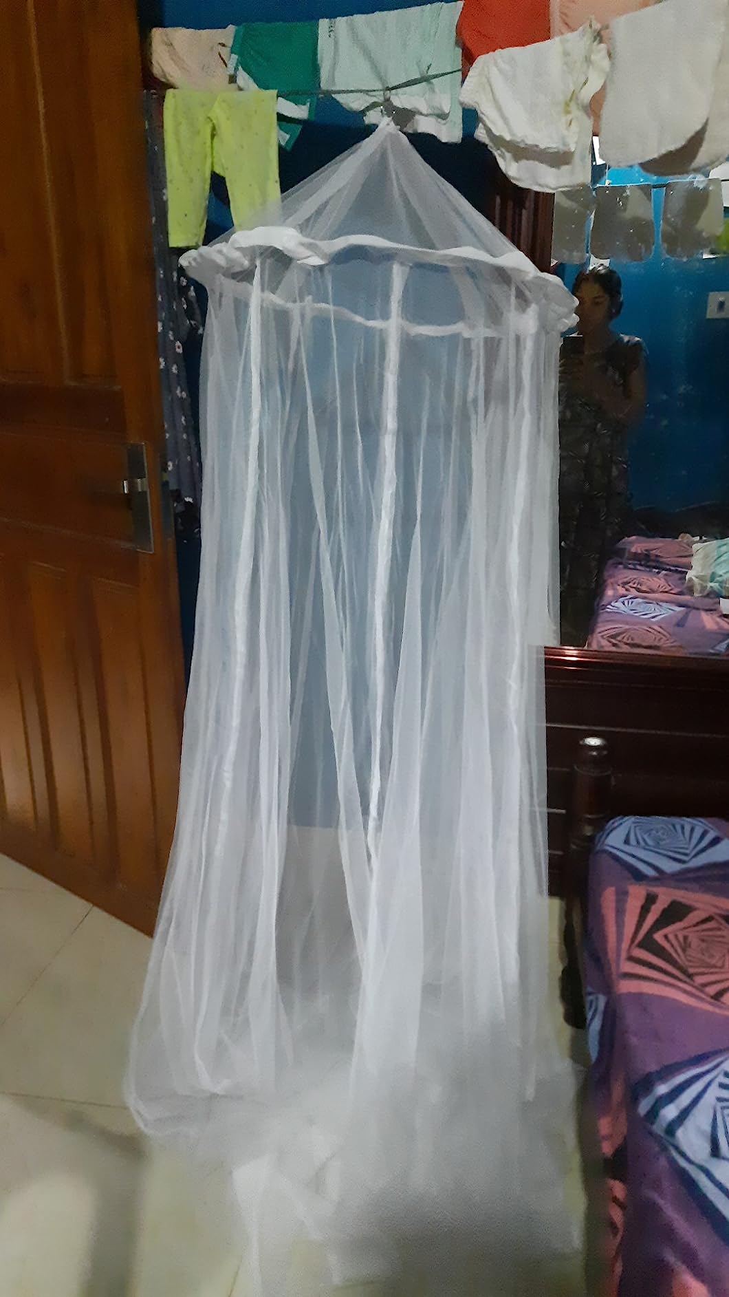 Neruti Enterprise Polyester Round Mosquito Net Canopy Circular Curtain ...