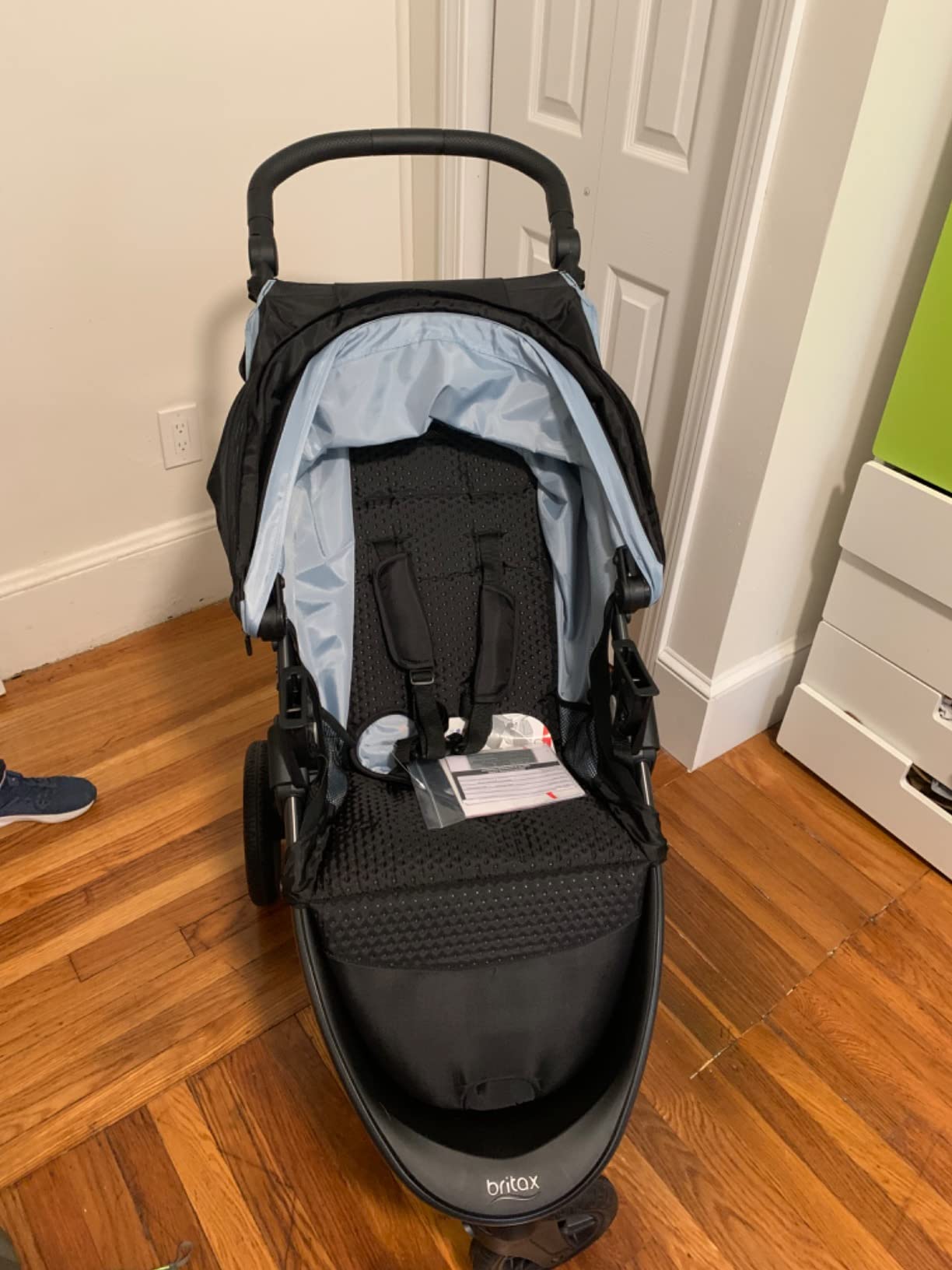 Amazon.com : Britax B-Free Stroller, Frost - All Terrain Tires ...