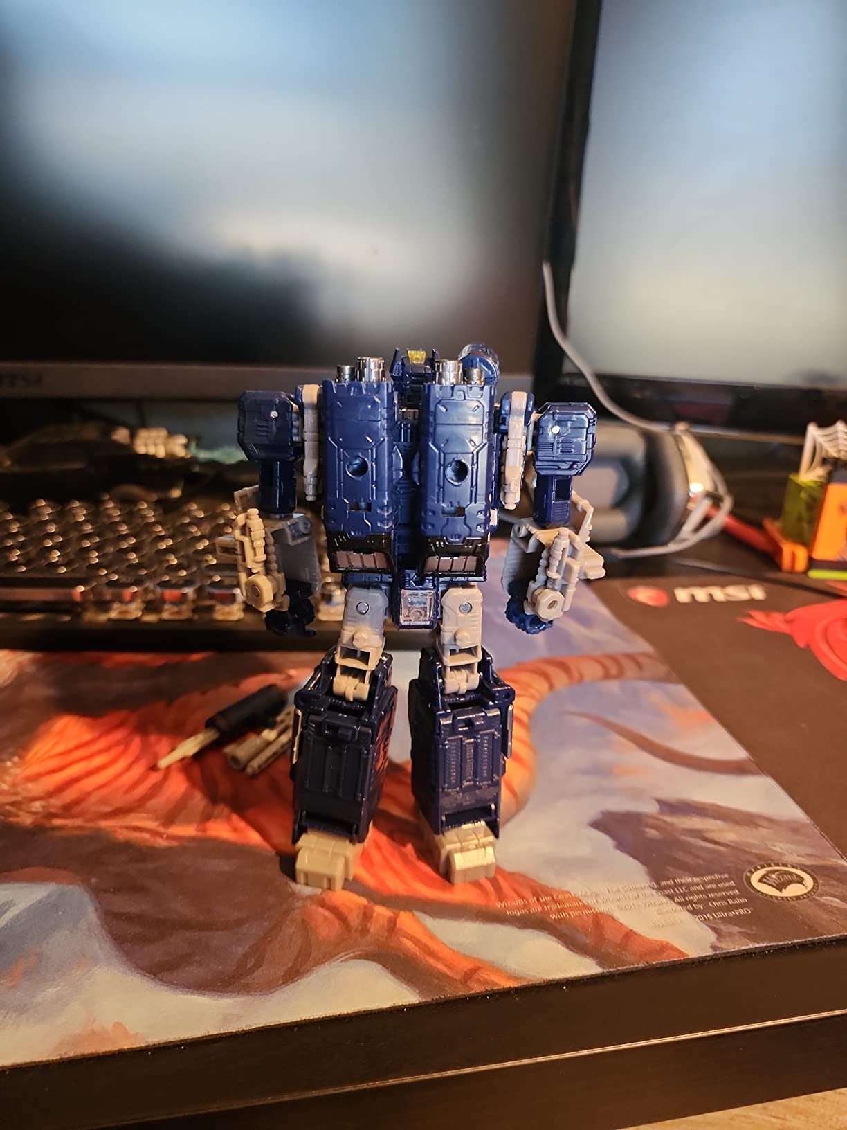 $9/mo - Finance Transformers TRA GEN Legacy EV Voyager S Soundwave ...