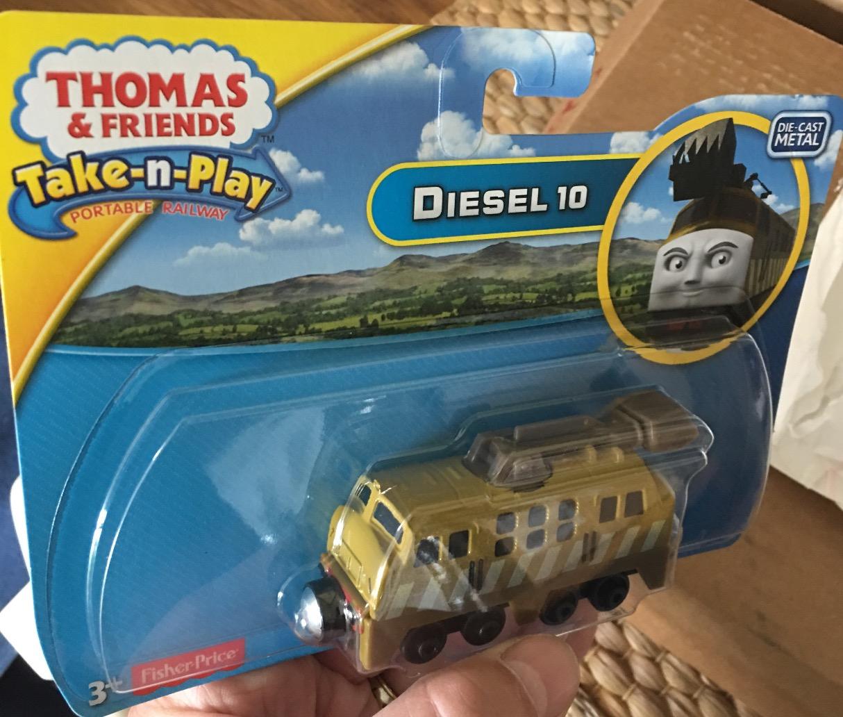 Amazon.com: Thomas & Friends Take-n-Play, Talking Diesel 10 Train ...