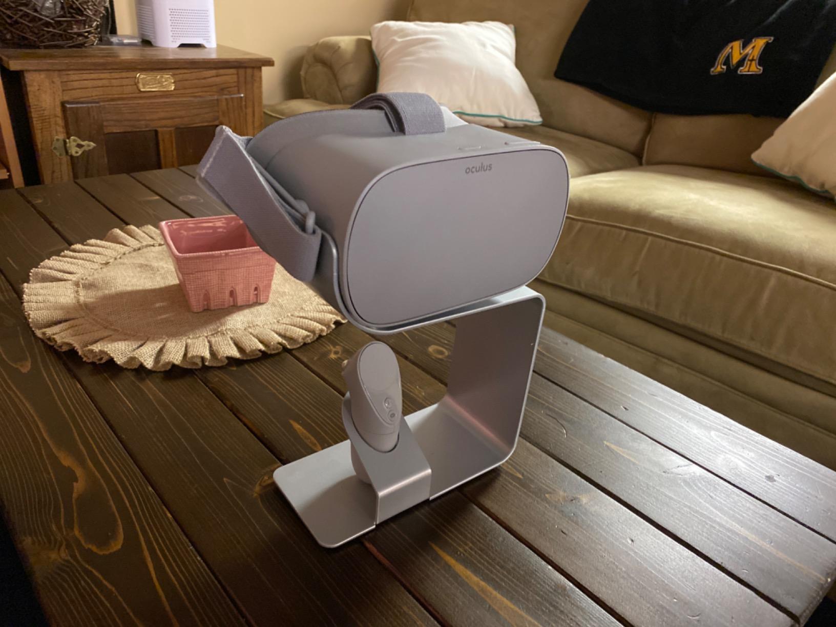 Amazon.com: Skywin Display Stand for Oculus Go - Compact Aluminum Stand ...