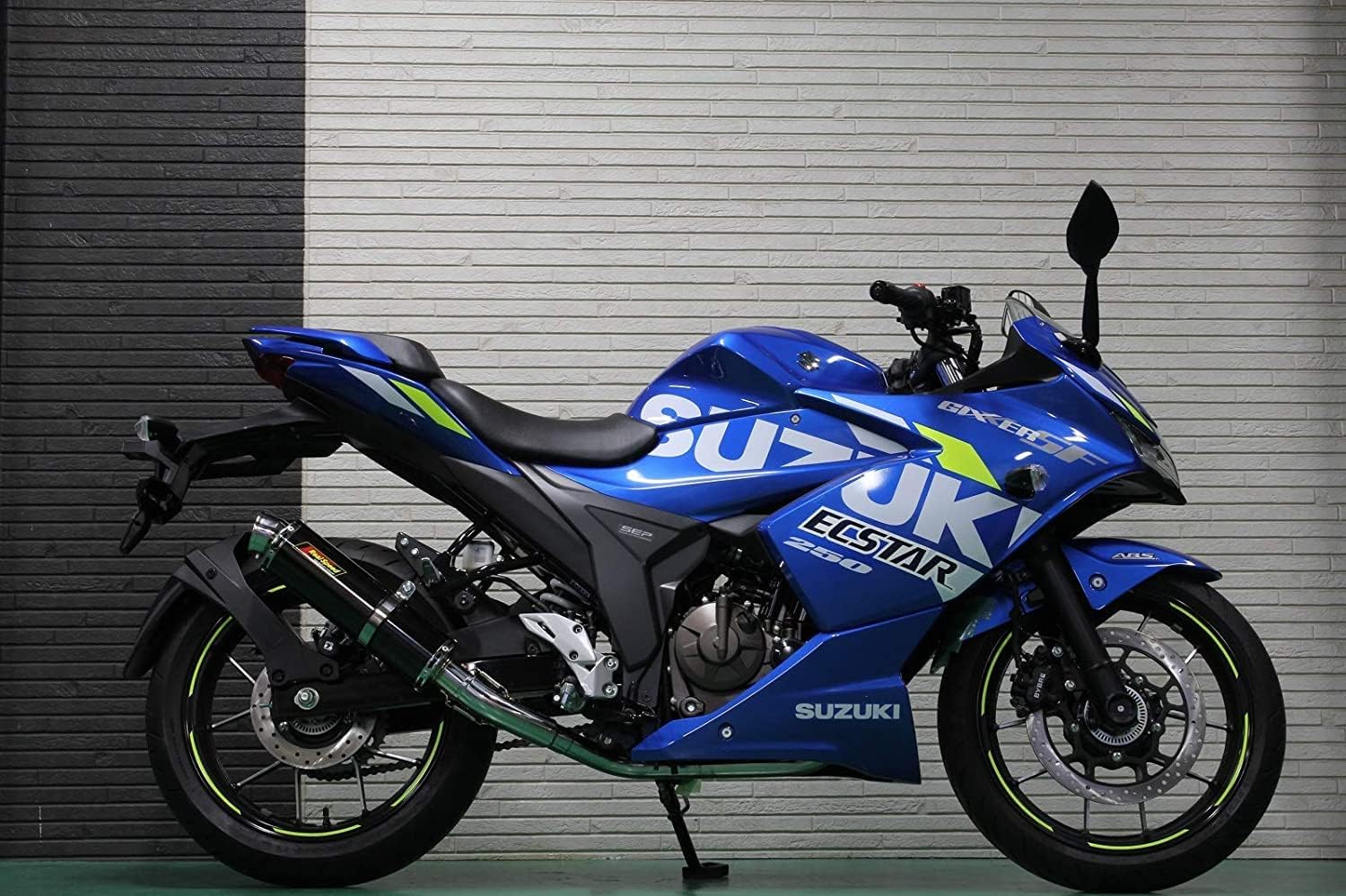 Amazon.co.jp: Realspeed GIXXER250 GIXXER-SF250 RSP-CGA-403 Suzuki Jixer ...