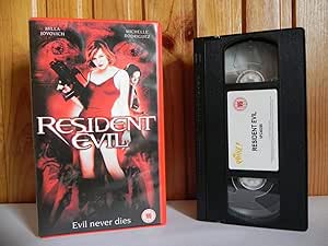 Resident Evil [VHS] [2002] : Milla Jovovich, Michelle Rodriguez, Ryan ...