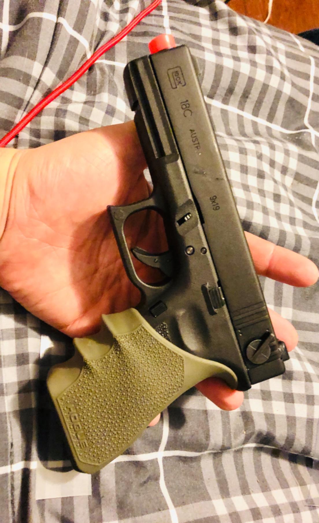 Amazon.com : Hogue, Handall Sleeve Grip, Glock 17, G17L, G19X, G34, G34 ...