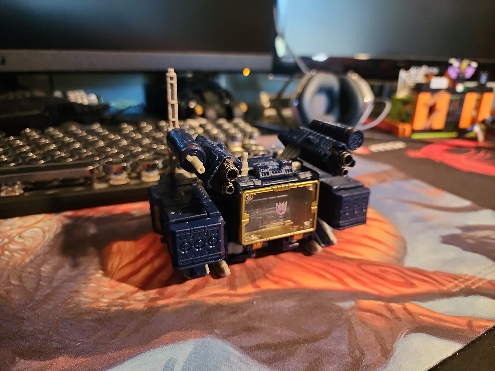 $9/mo - Finance Transformers TRA GEN Legacy EV Voyager S Soundwave ...