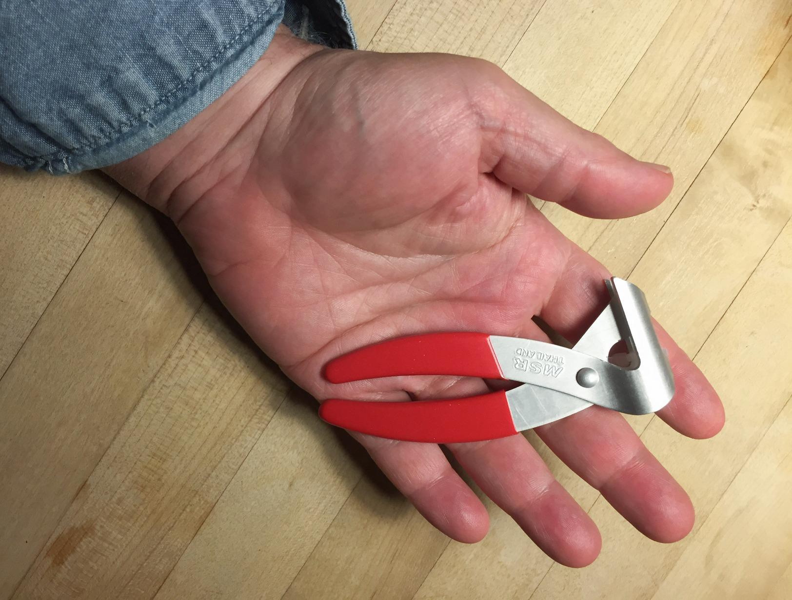 Amazon.com : MSR LiteLifter Camping Pot Grip Red : Camping Pots And ...