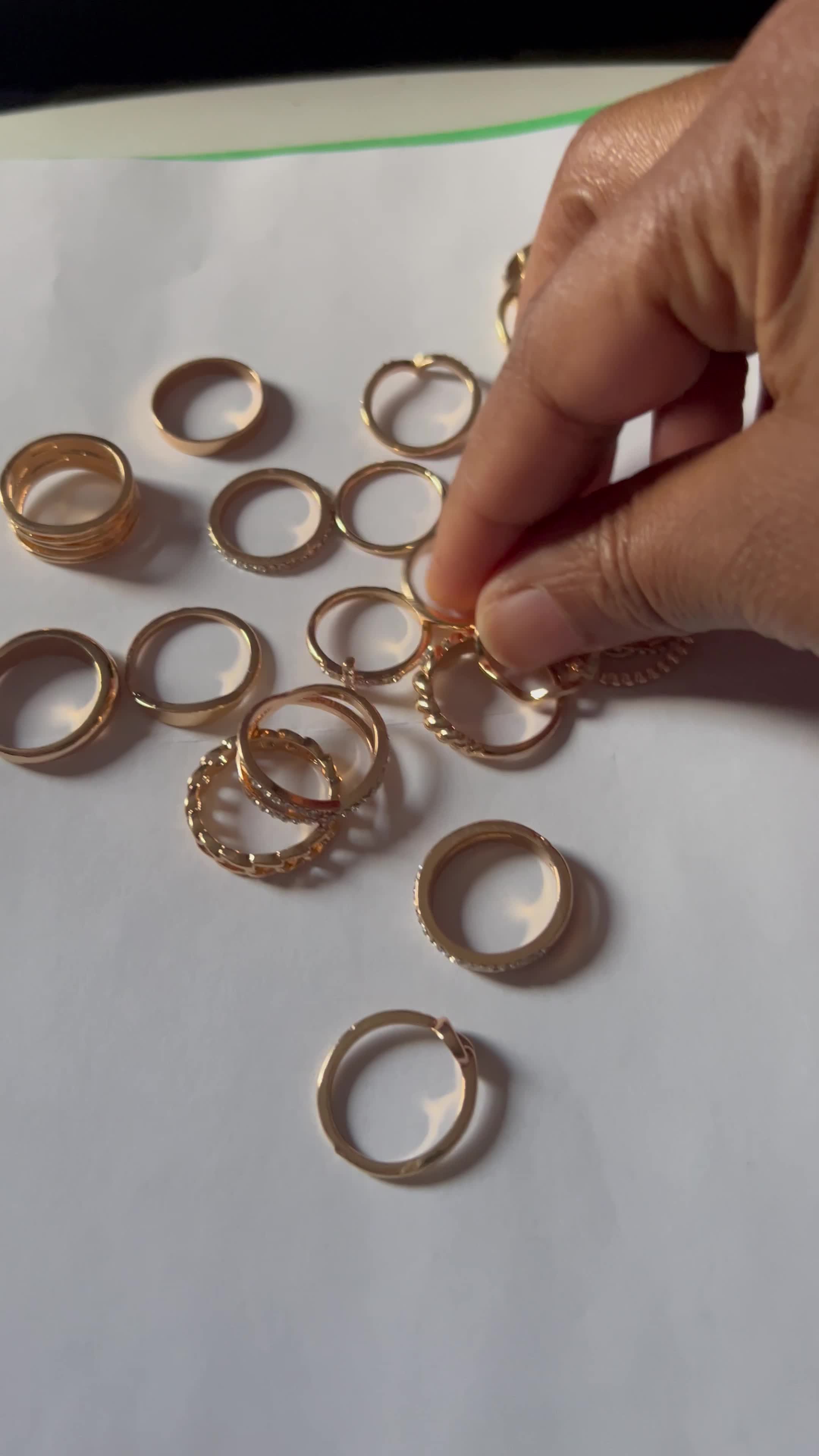 Watch 20 Gold Rings on Amazon Live
