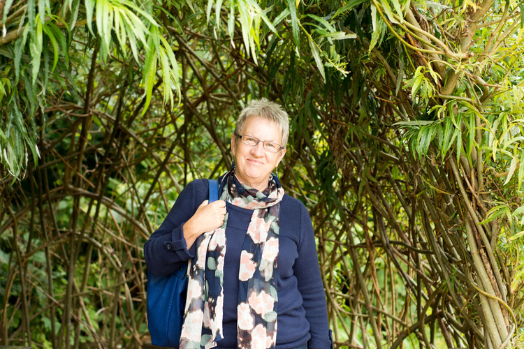 Amazon.co.uk: Ruth Sutton: books, biography, latest update