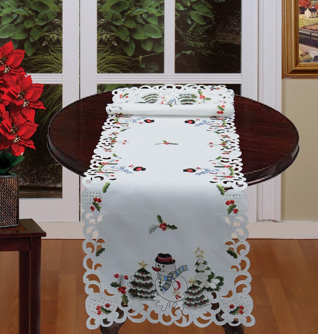 Amazon.com: Creative Linens St. Patrick's Day Table Linens, Spring ...