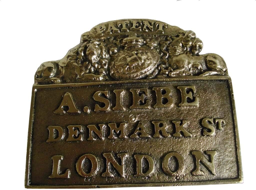 Amazon.com: Marine Solid Navy Master Diver Plaque Deep Sea - Diving ...