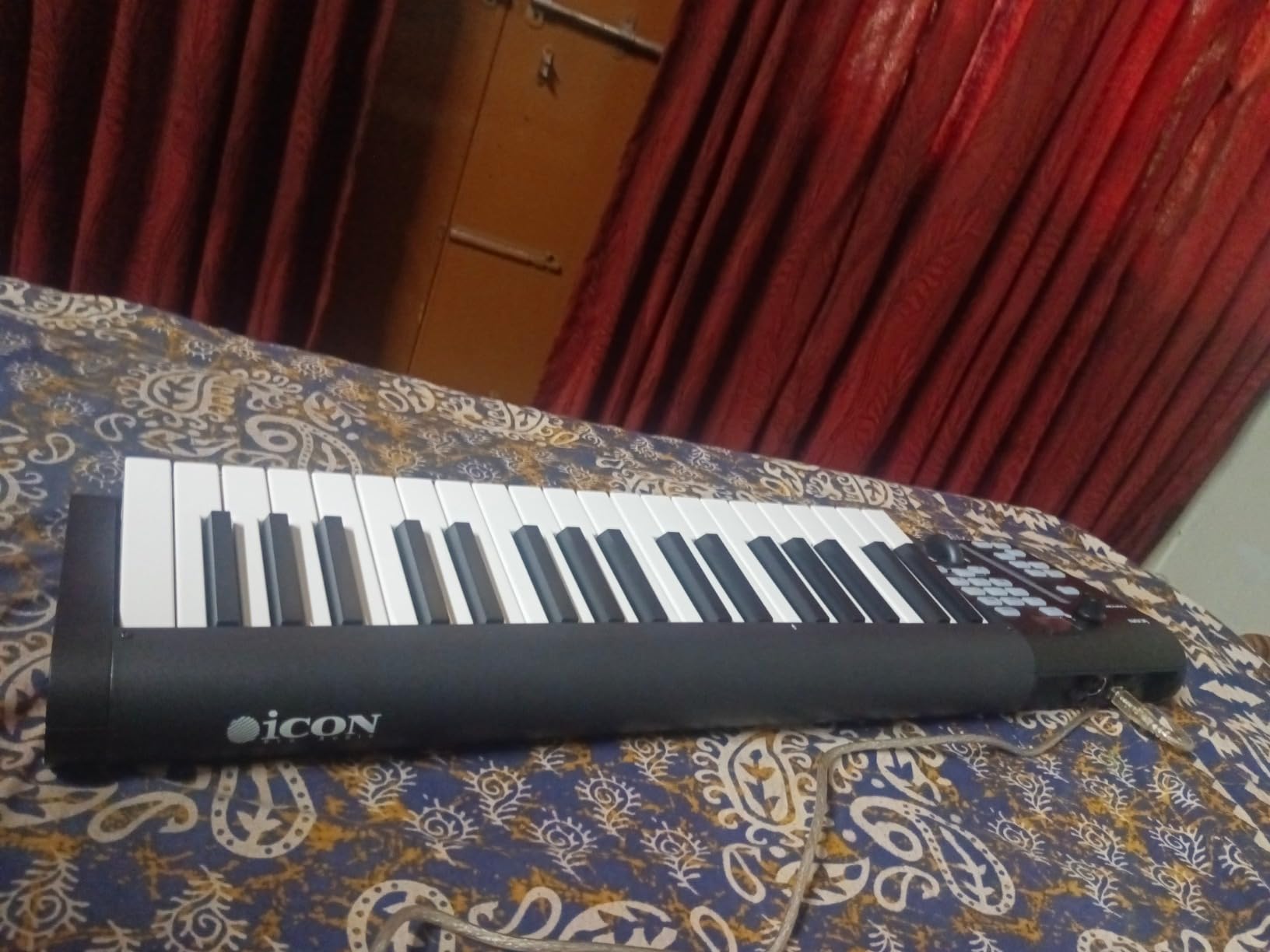 Icon ICOK-IKEYBOARD6X iKeyboard 6X - 61-Key MIDI keyboard semi-weighted ...