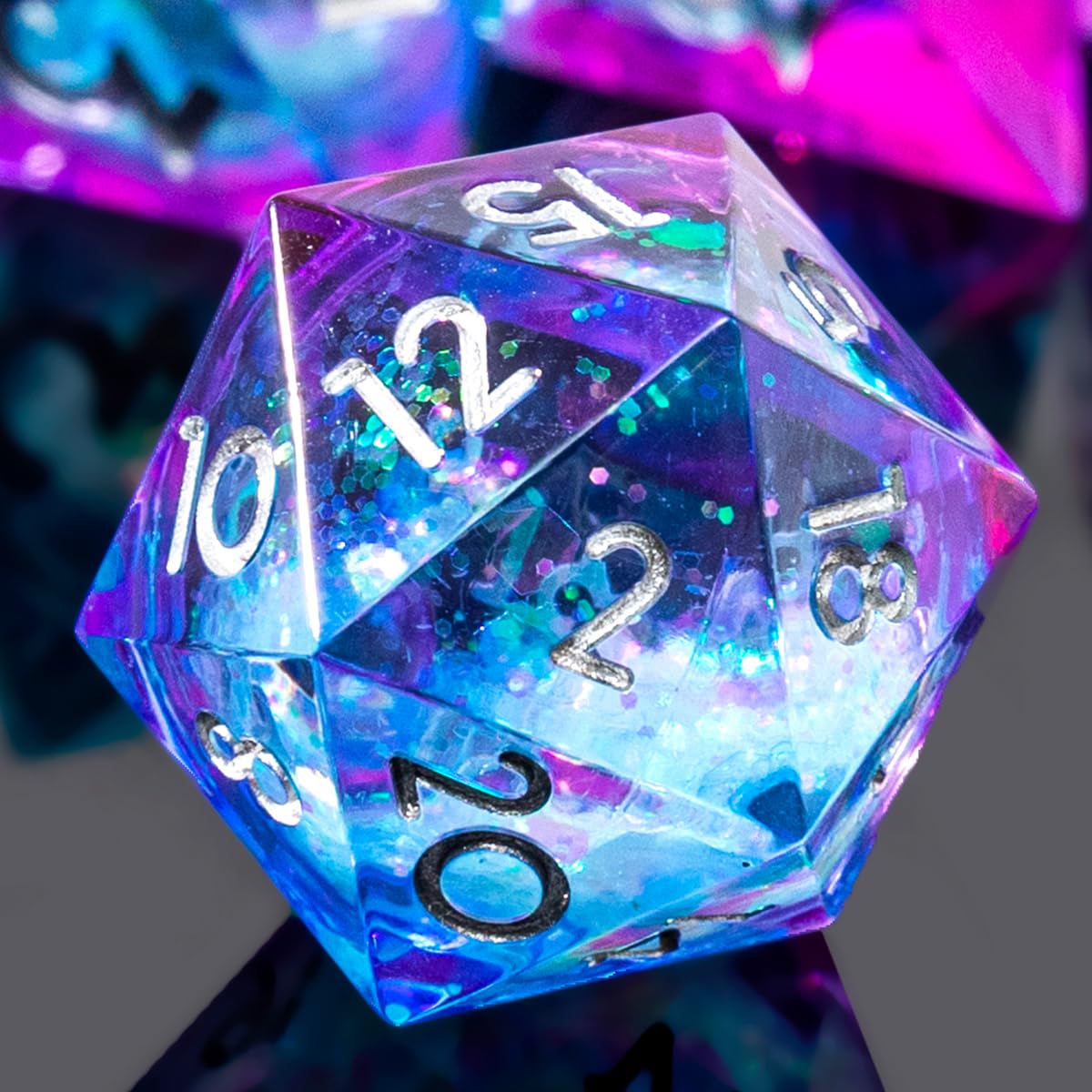 Amazon.com: YEMEKO Single Liquid Core D20 Dice - 22mm, 20 Sided D&D ...