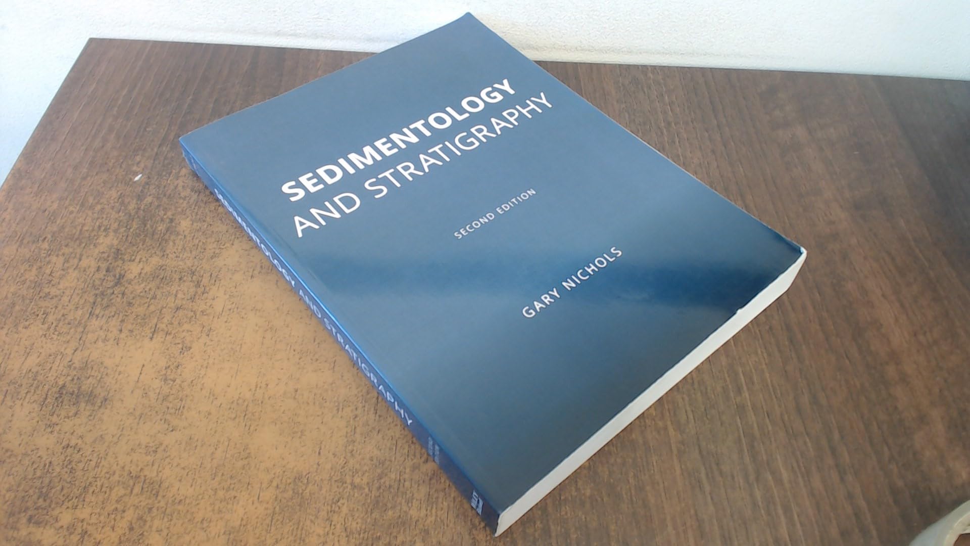 Amazon.com: Sedimentology and Stratigraphy: 9781405135924: Nichols ...
