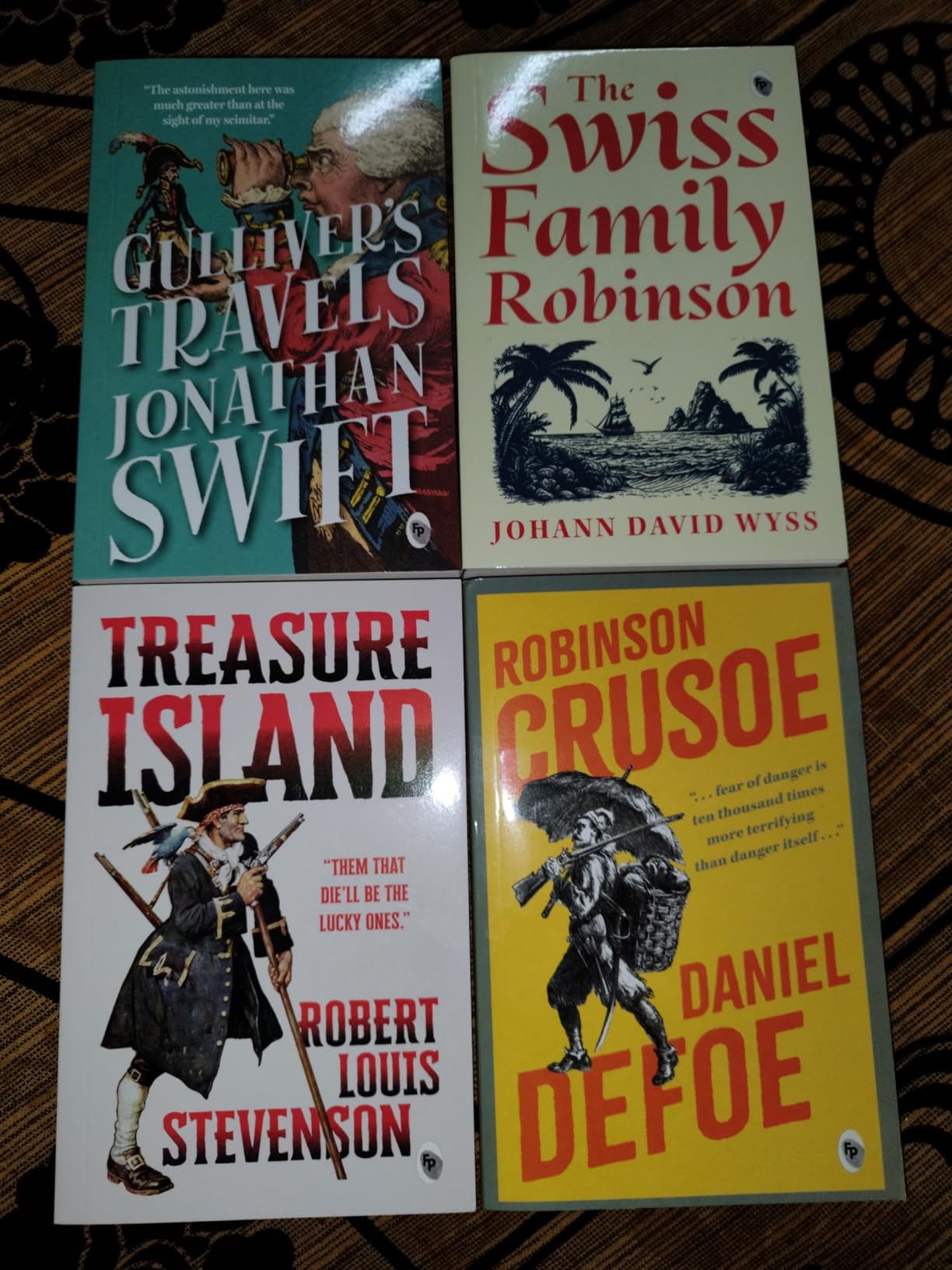 The Adventure Classics Collection (Set of 4 Books) : Daniel Defoe ...