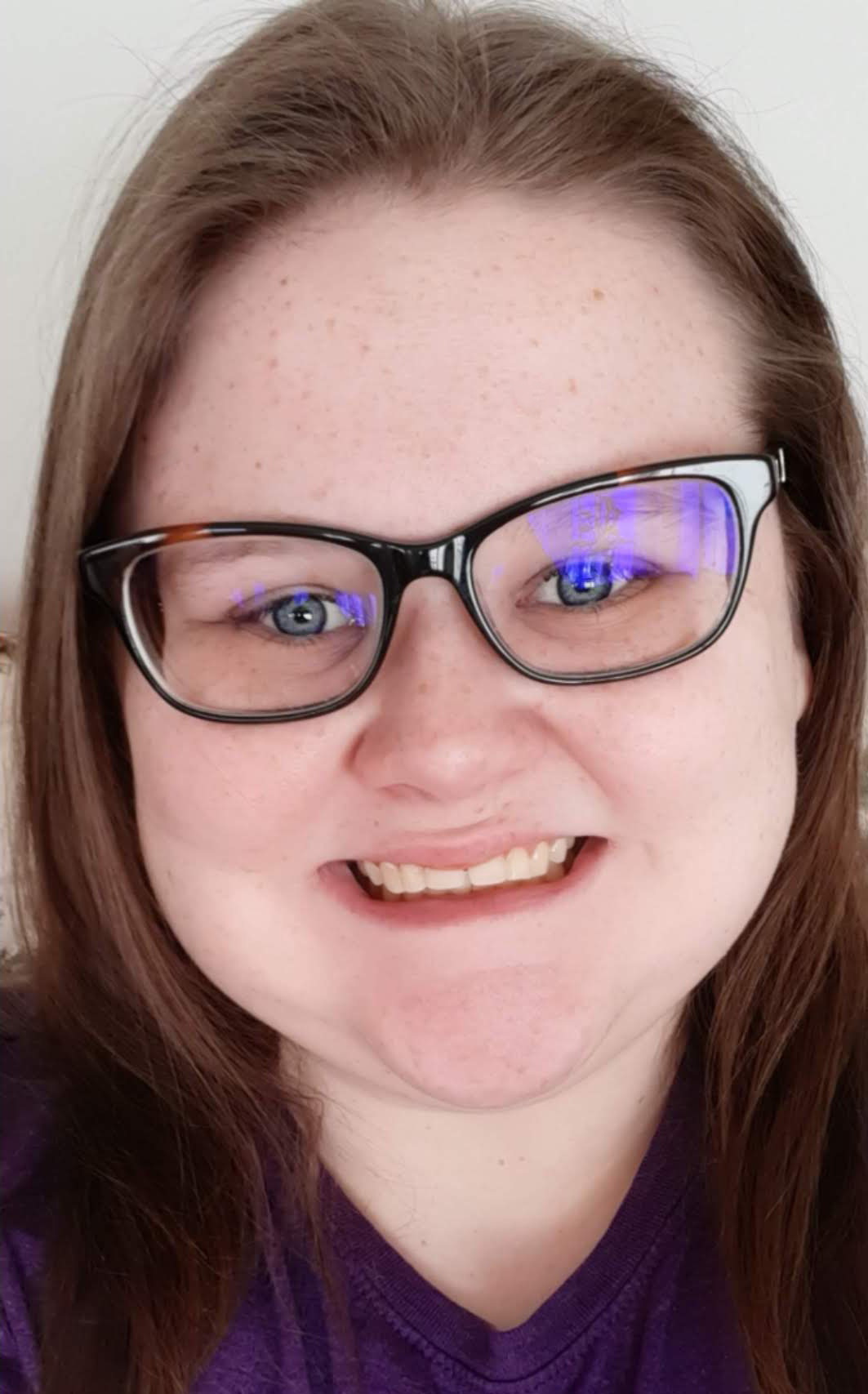 Amazon.com: Emma Applegate: books, biography, latest update