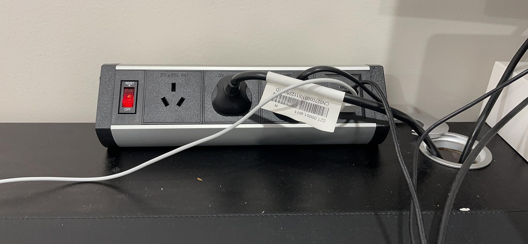 ZESHAN Removable Power Point Desktop Socket with 3 AUS Power and 2 USB ...