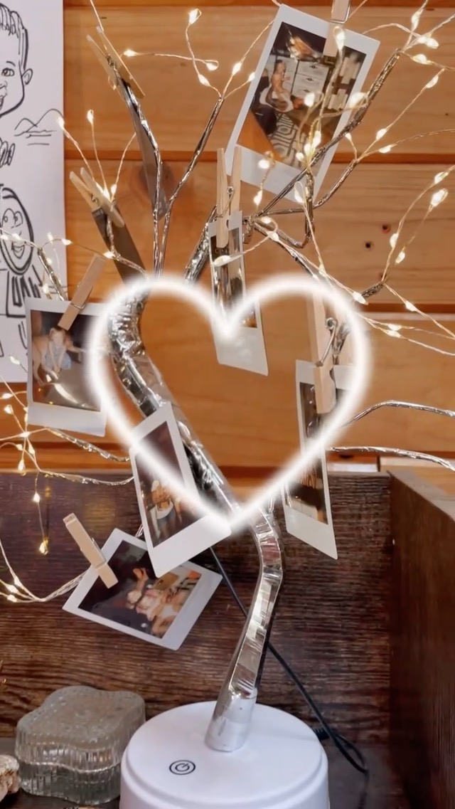 Jenna-Lee Reeves's Amazon Page